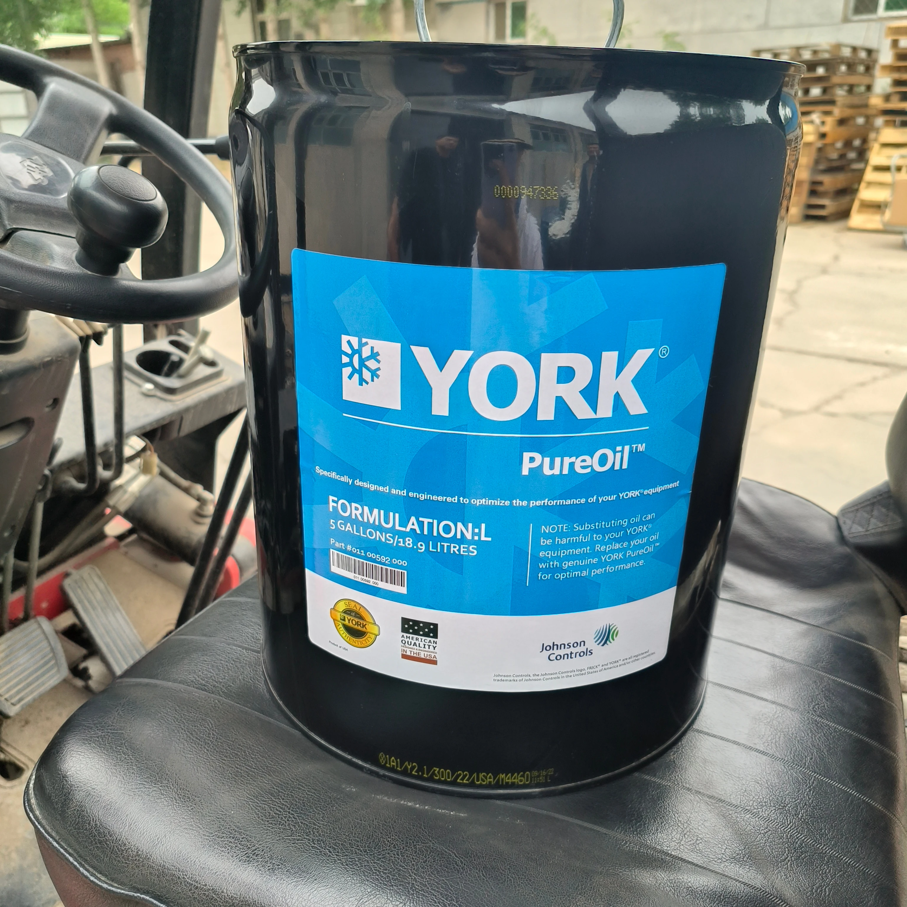 YORK L Oil R134A - Superior Lubricant for HVAC Compressors