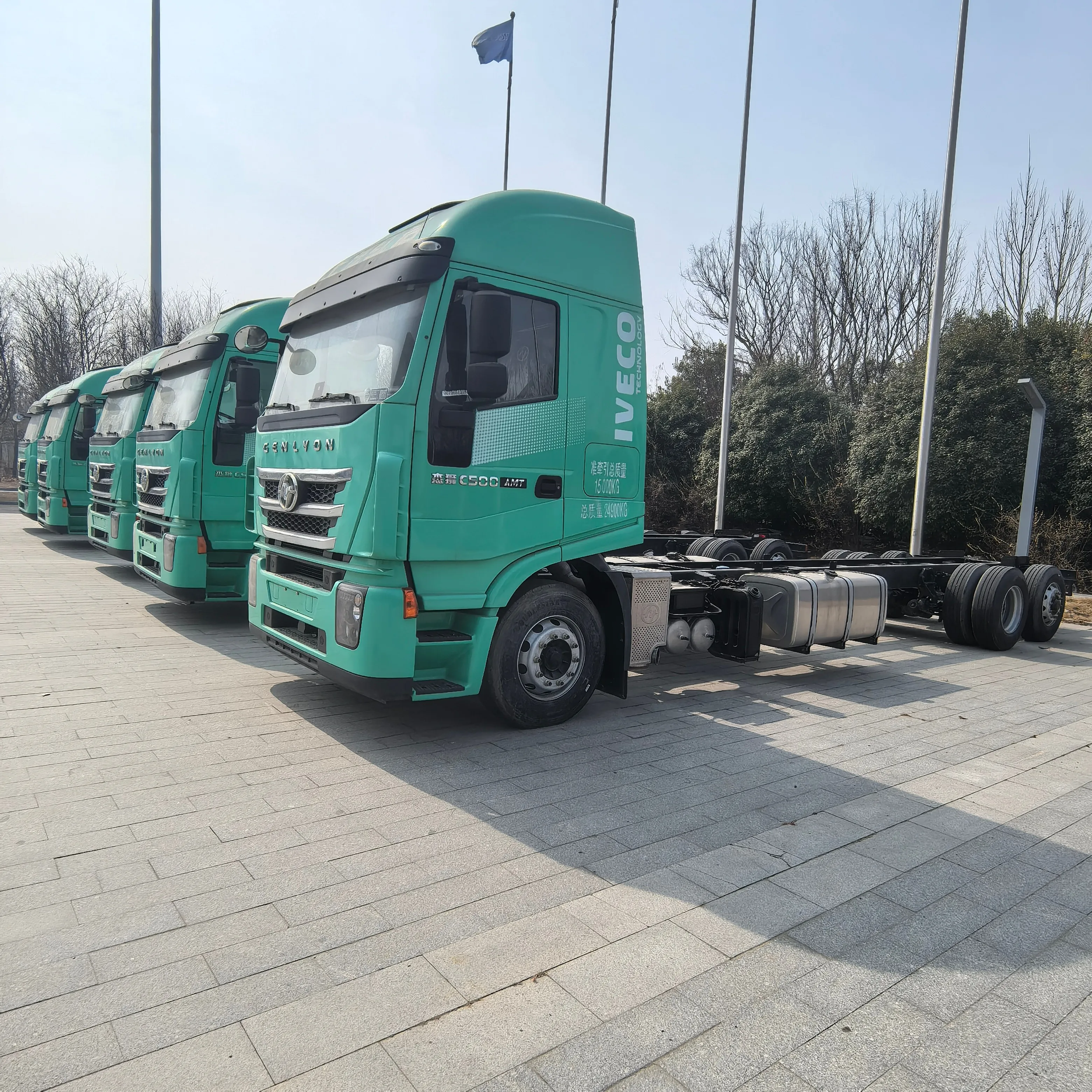 Saic Hongyan GENLVON IVEC0 Heavy Truck New 420HP Pneumatic Suspension ...
