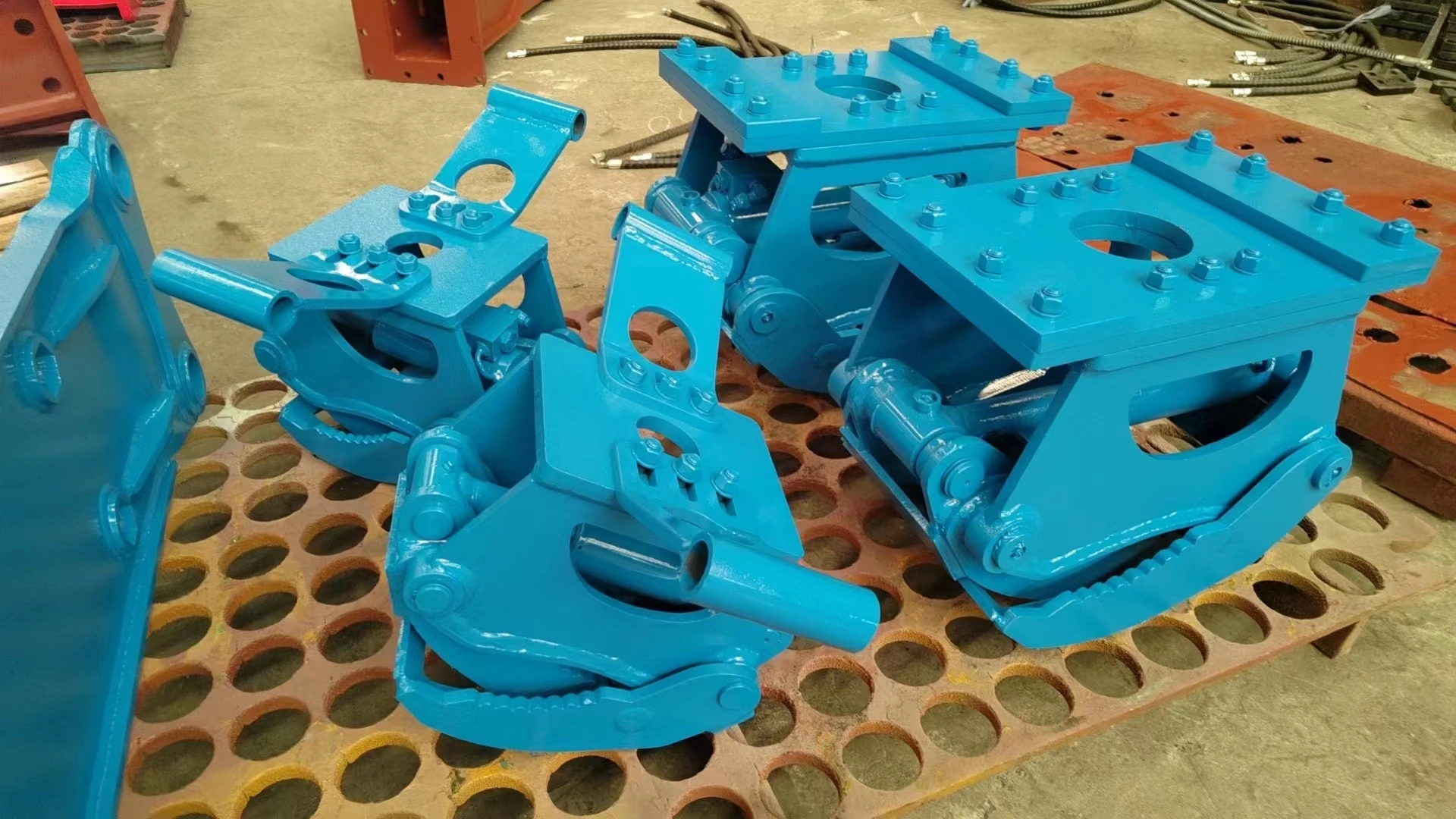 Chinese Factories Make Popular Hydraulic Hammer Back Clamps For ...