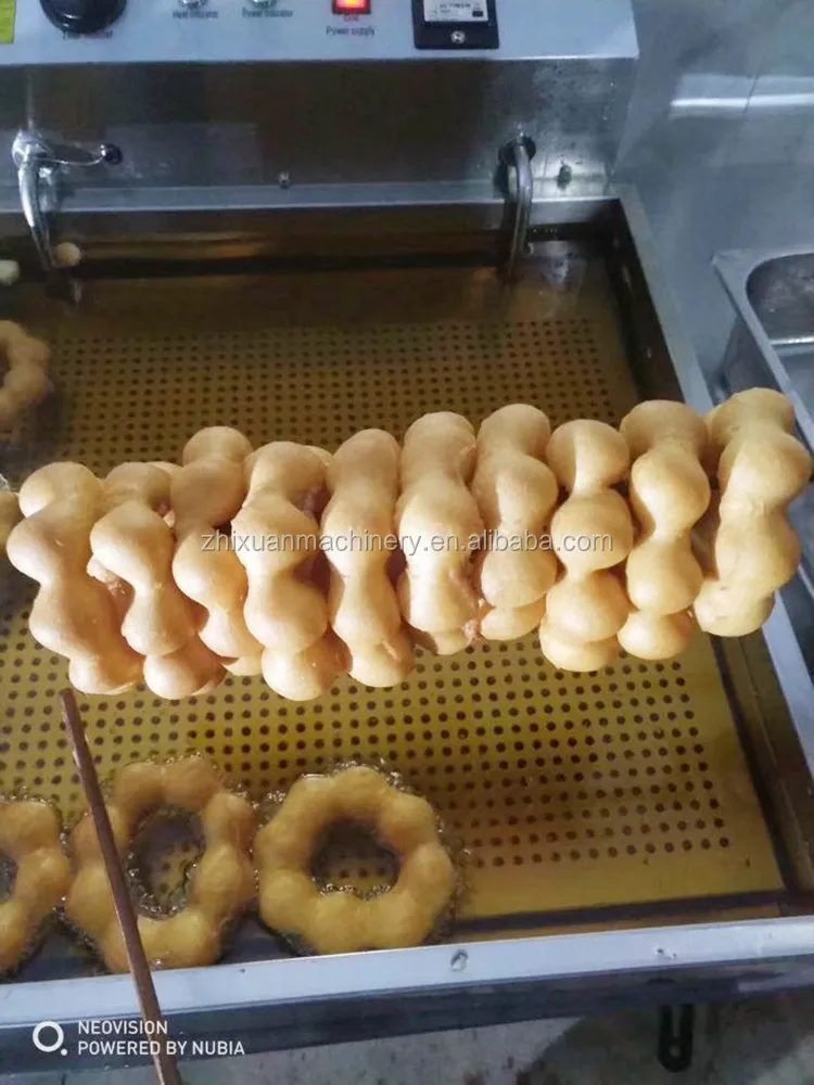 High Productivity Doughnut Machine - Automatic Loukoumades