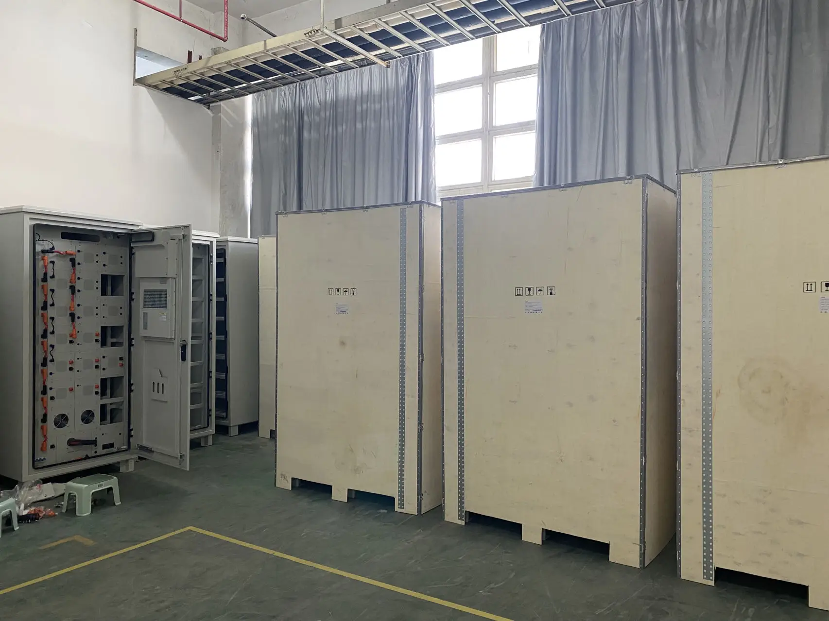 Industrial And Commercial Energy Storage System 85kwh 665 V 130ah Blade ...