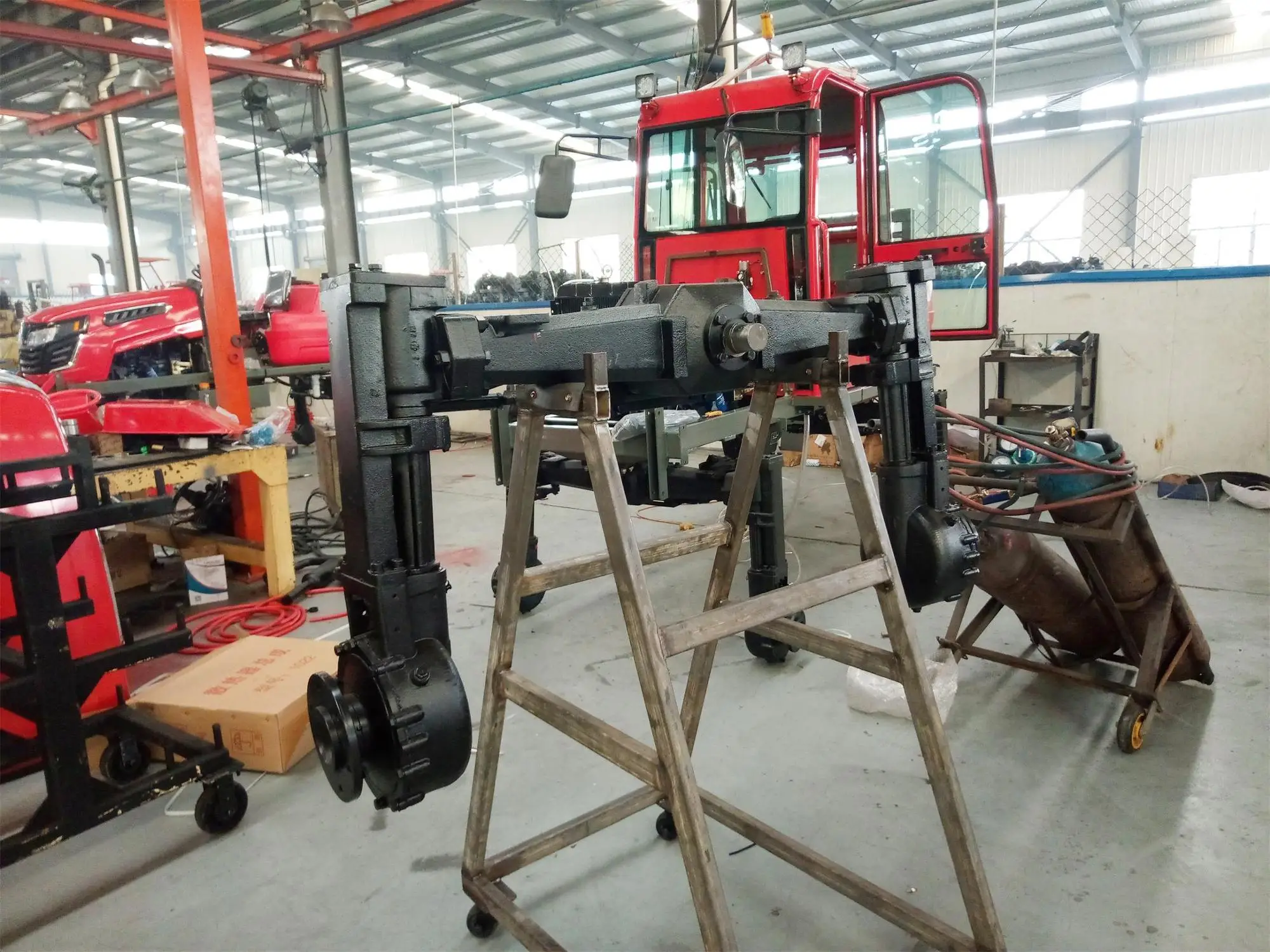 Agricultural Self Propelled Boom Sprayer 4WD Drive Axle - Efficient ...