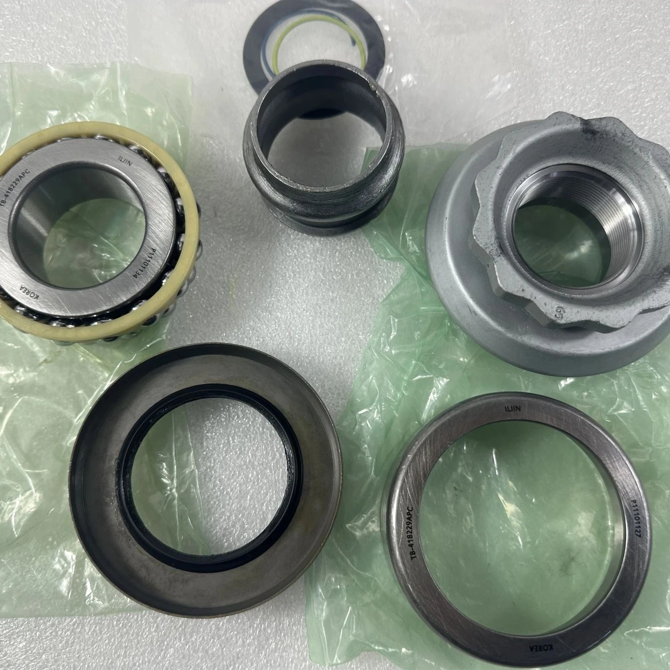 For Land Rover Jaguar Rear Differential Service Kit Is Applicable To ...