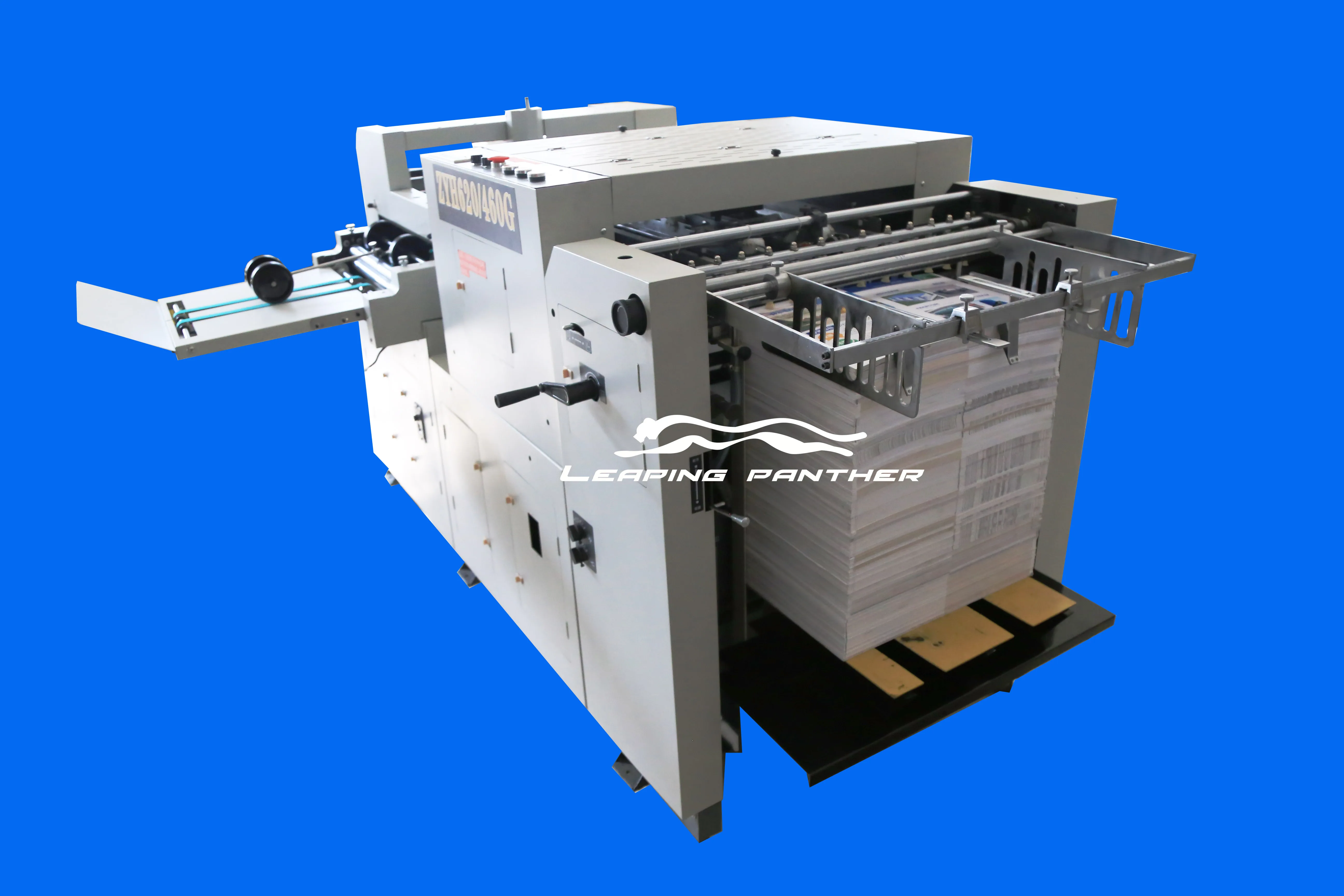 Automatic Thick Paper Creasing And Folding Machine Album Folding ...