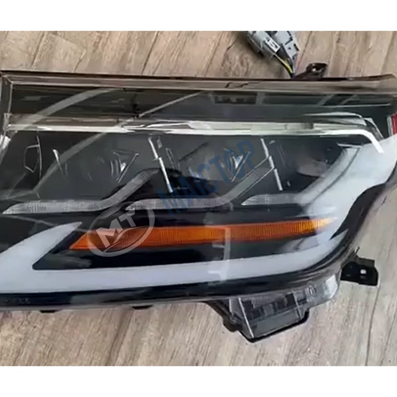 Maictop Car Facelift LED Matrix Lens Headlights for Land Cruiser 200
