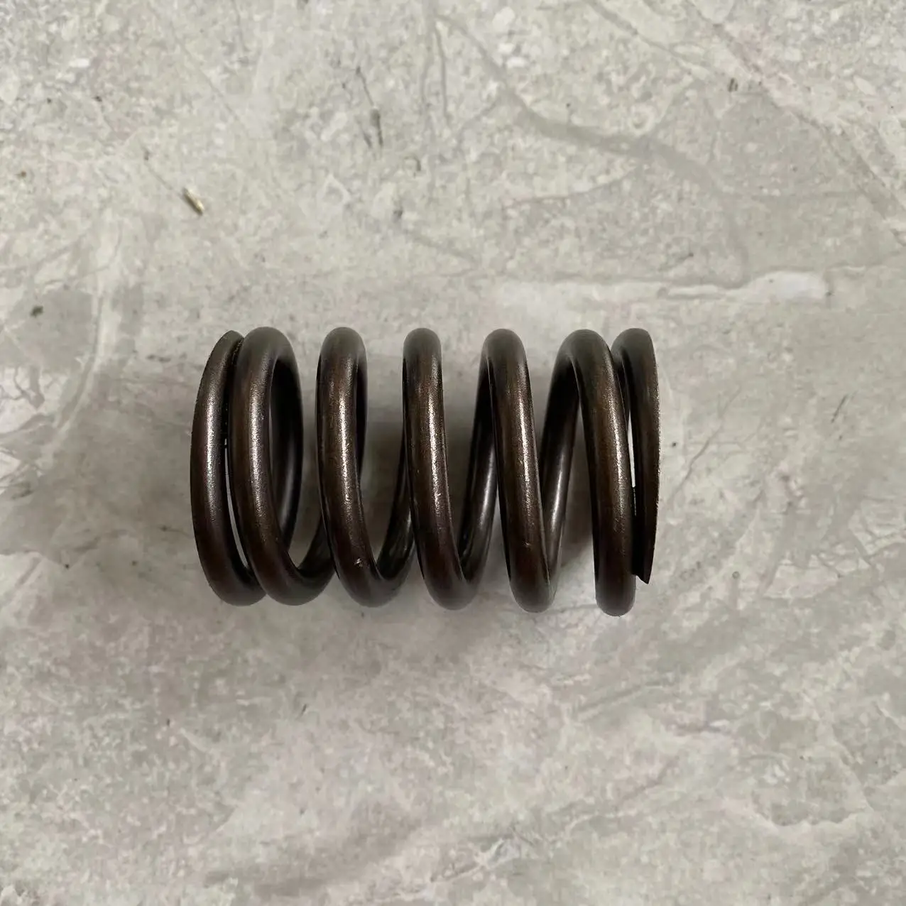 Excavator Spare Parts 7N1903 7N1904 3508 3512 3516 Valve Spring for CAT