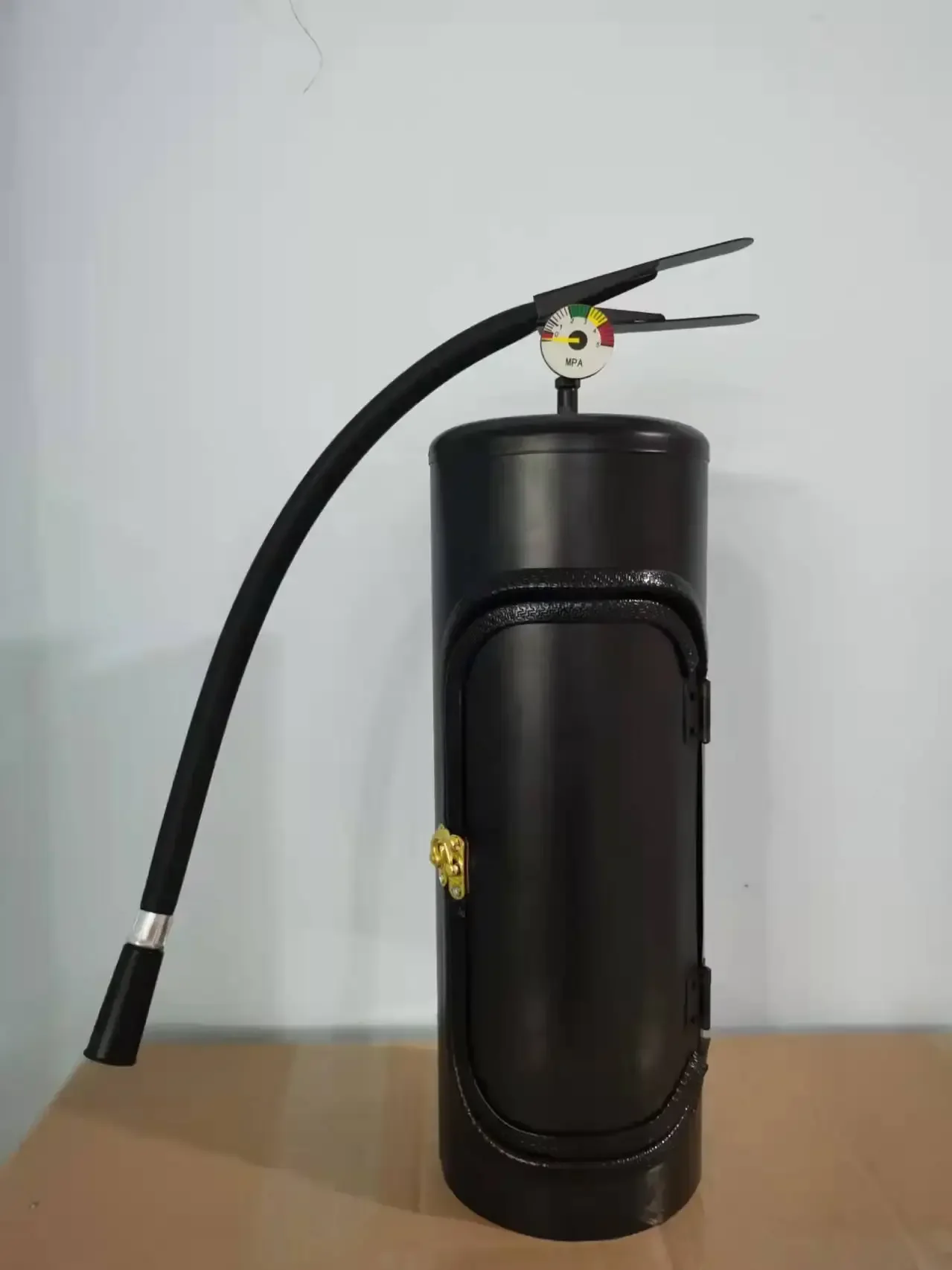 Whisky Wine Beer Storage - Portable Shaker Fire Extinguisher