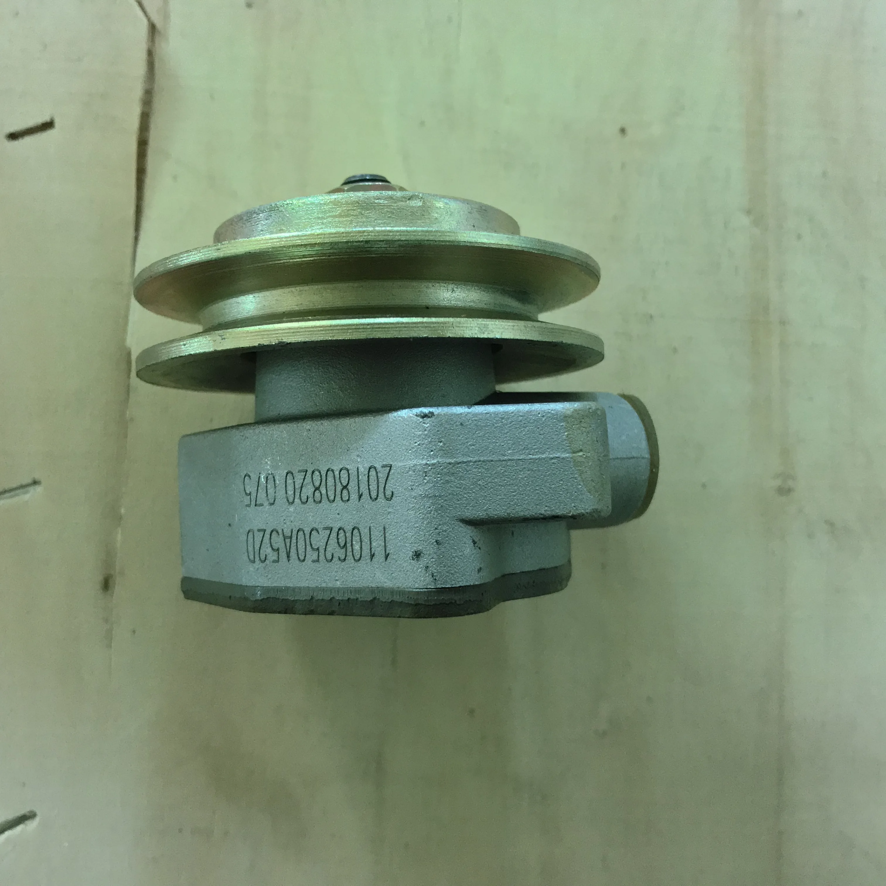 正品 Lg936l Lg958l Lg968 轮式装载机备件 4110000970100 燃油泵 - Buy 4110000970100，燃油 ...