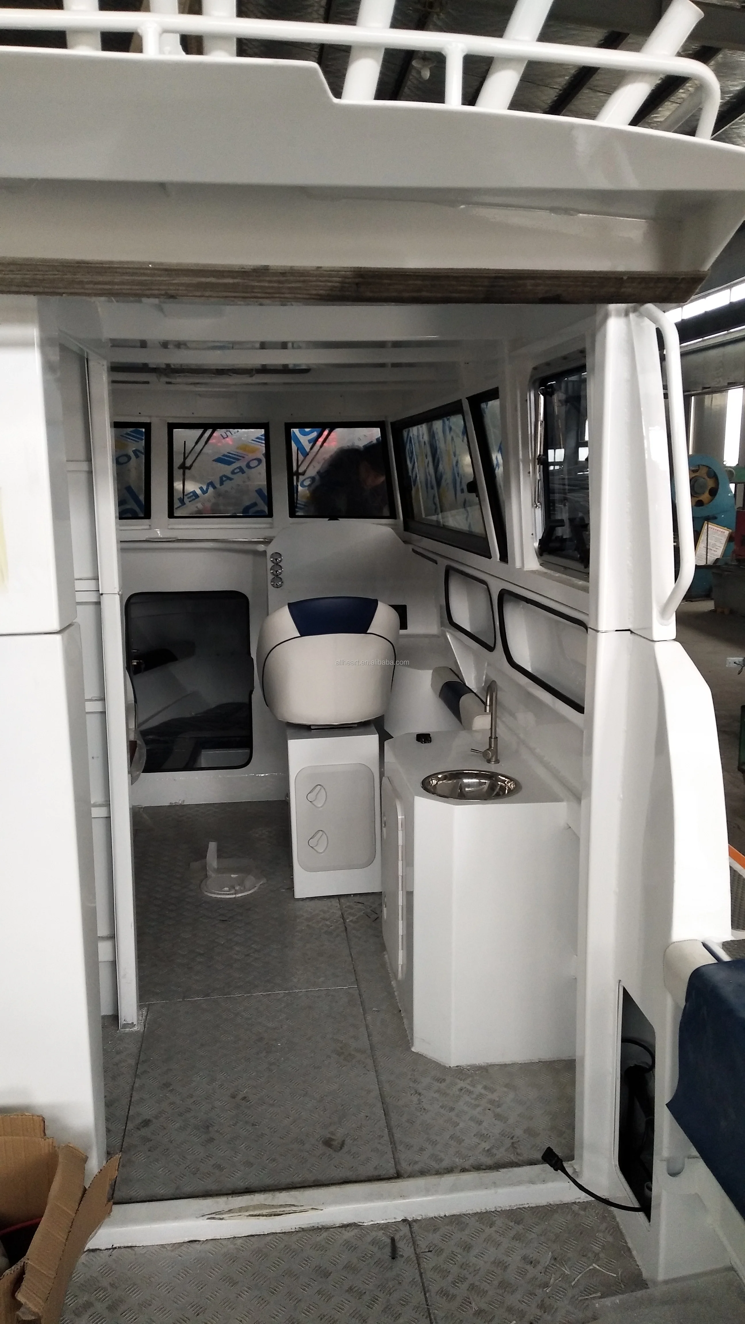 Allheart Outboard Luxury Decoration Forward Cabin Boat 9.5m/30ft ...