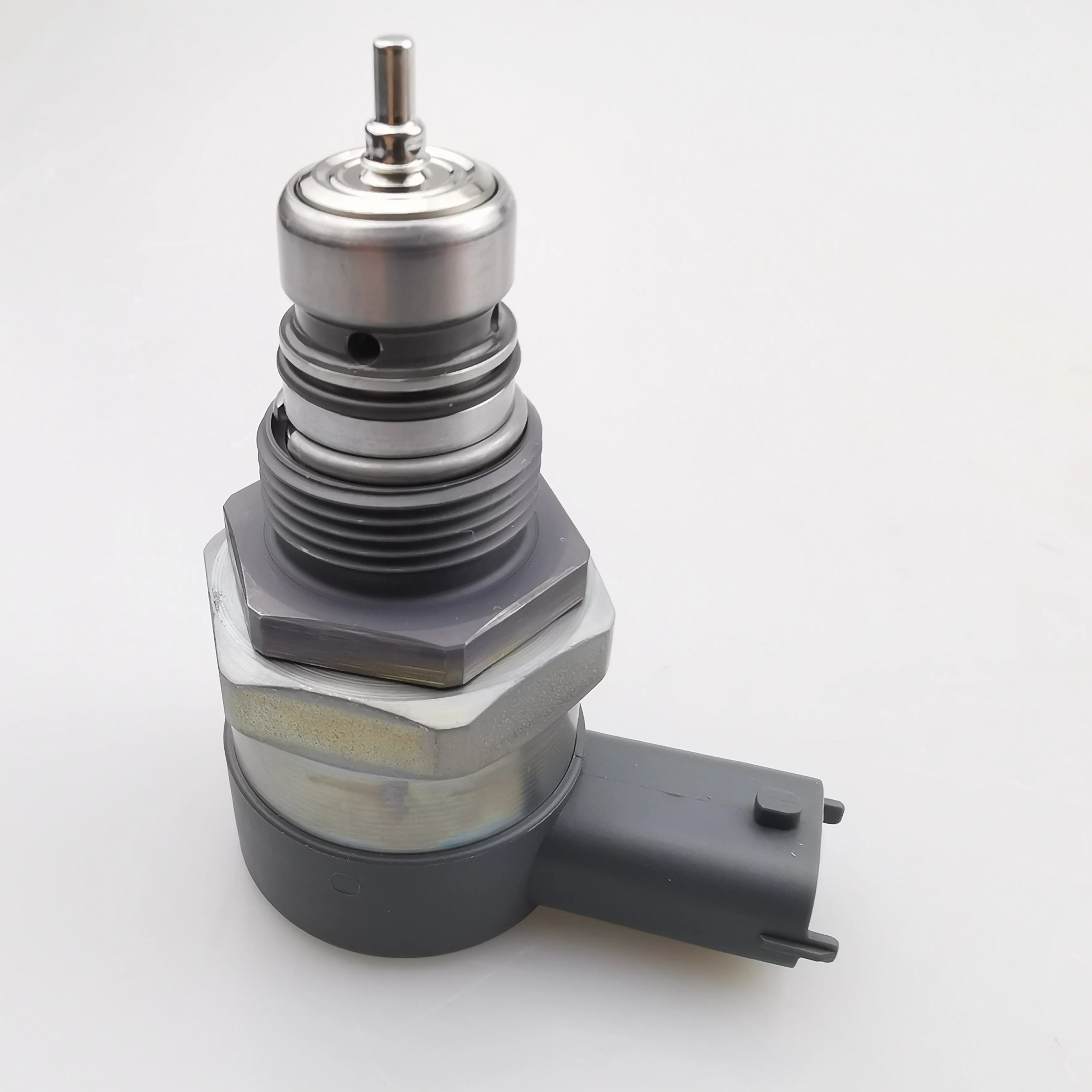 SAIC MAXUS T60 Original Pressure Control Valve 0281006015| Alibaba.com