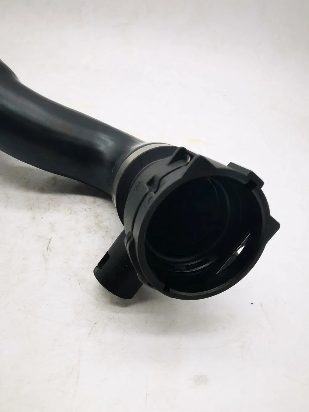 Car Parts Lower Engine Radiator Coolant Hose Water Pipe 17127521778 for ...