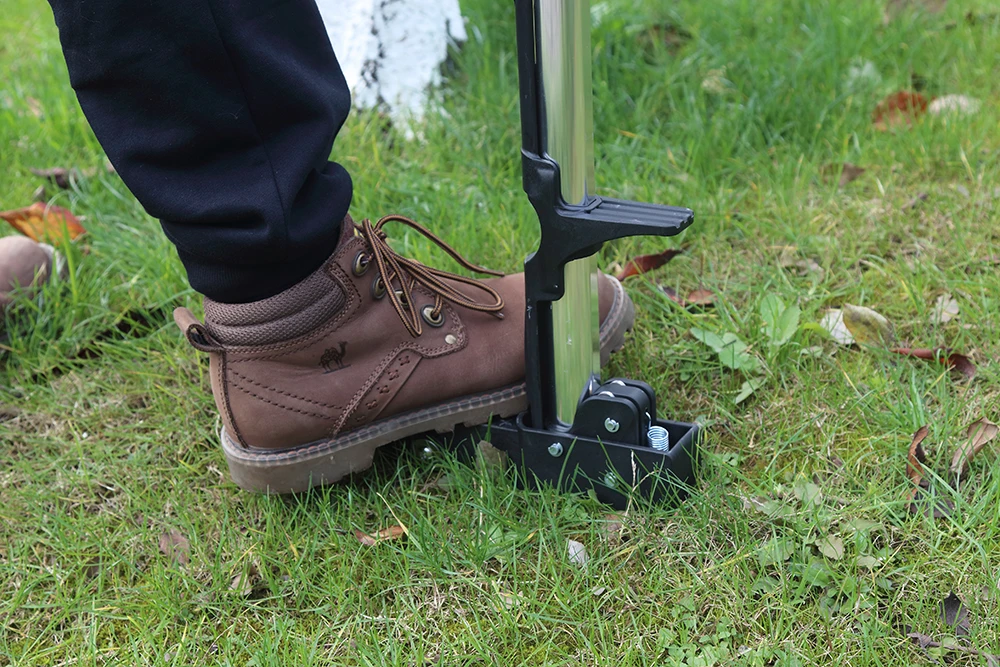 Aluminum Handled Mechanical Weed Puller - Easy Lawn Care