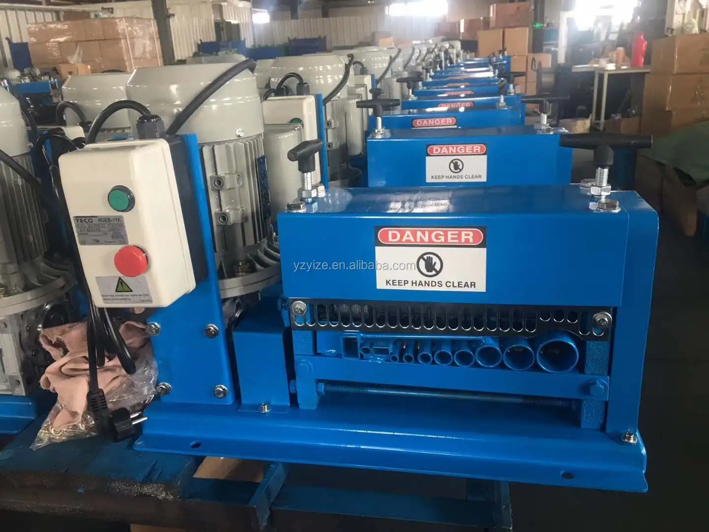 Automatic Electric Copper Coaxial Cable Peeling Machinery Scrap Wire ...