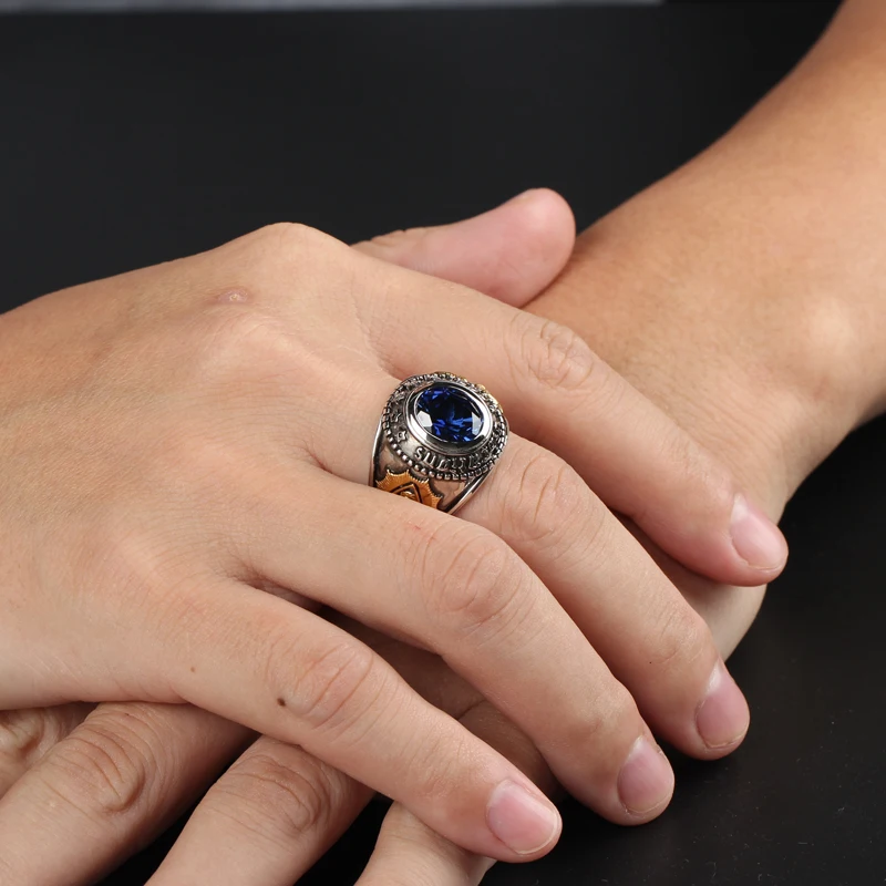 Signet Ring 18K Gold - Custom College Class Ring for Men