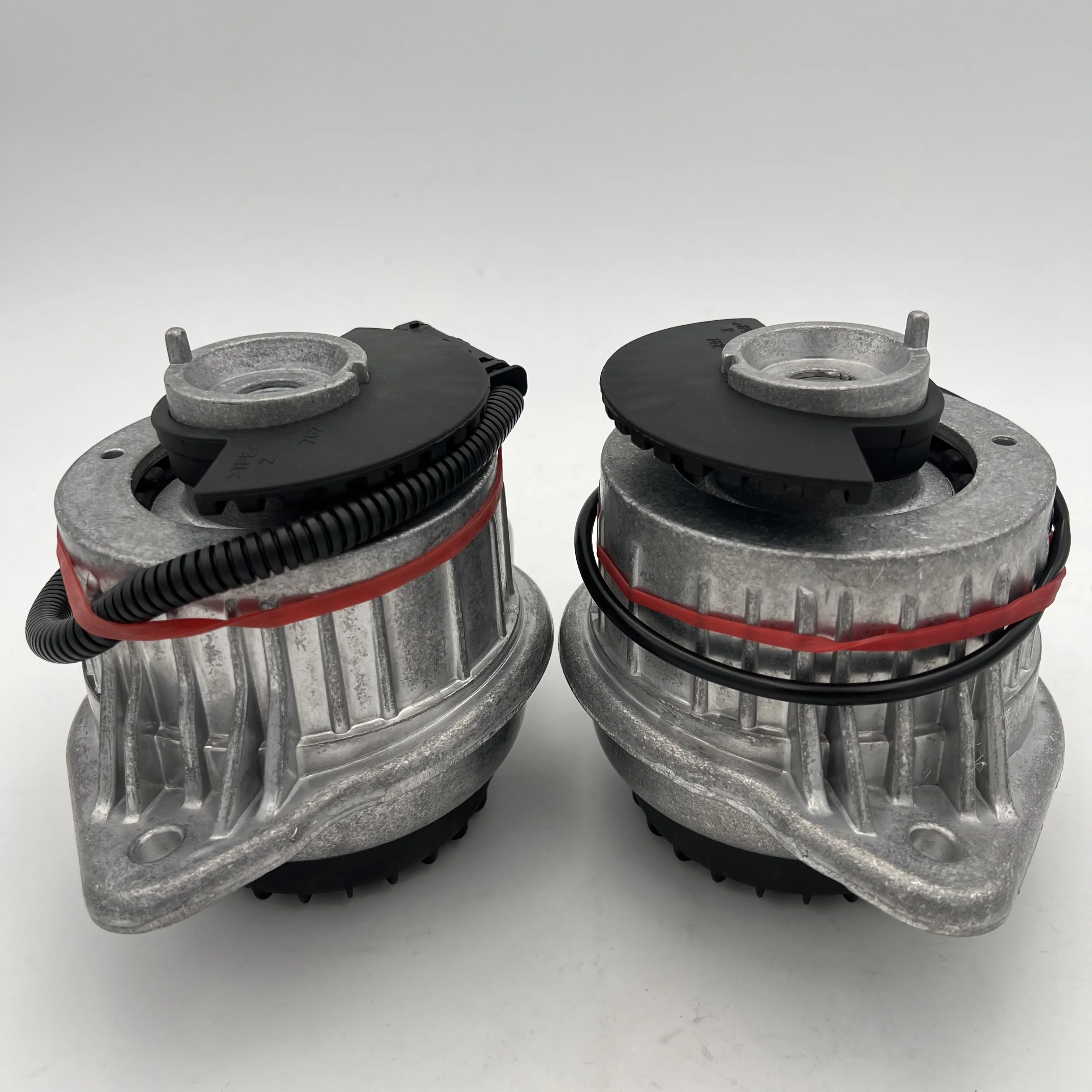 Auto Parts Engine Mounting 2222407517 2222407600 for Mercedes Benz S ...