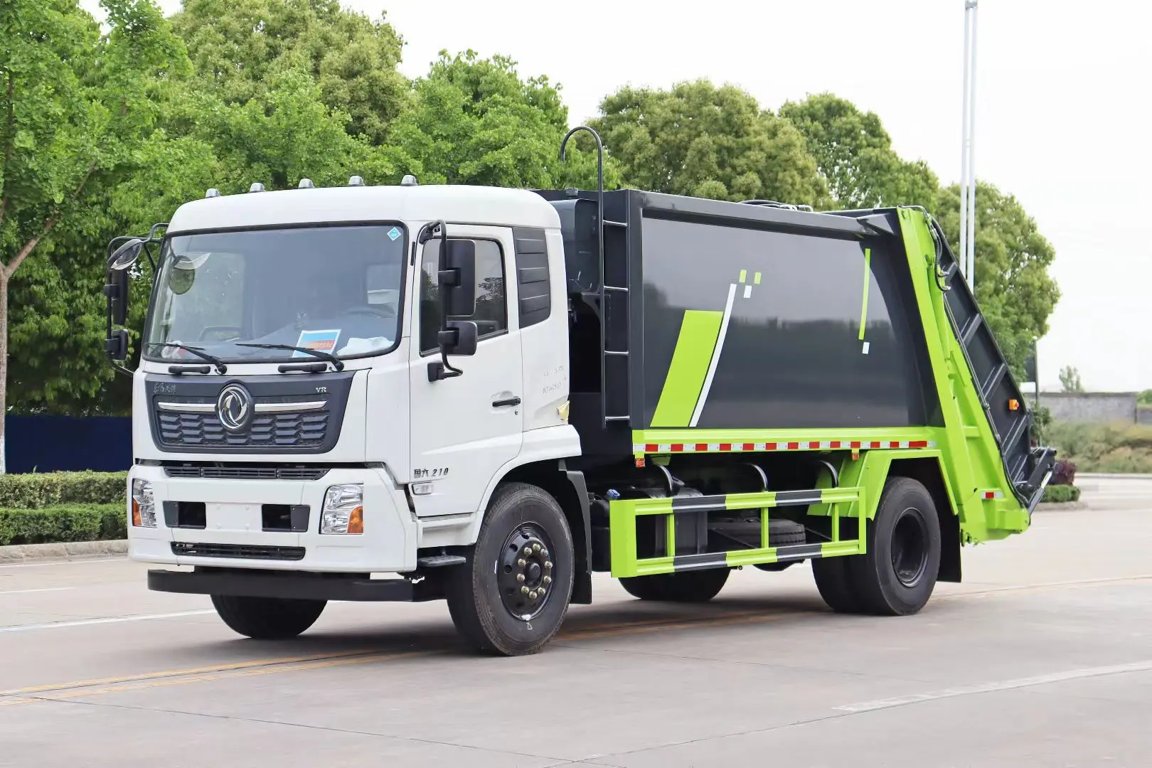 12 Tons Compactor Garbage Truck - Efficient Waste Collection