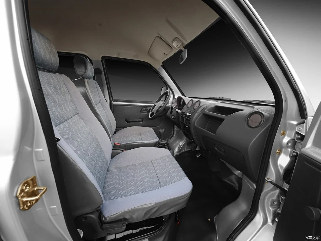 Dongfeng Minibus K07 - Comfort and Efficiency Redefined