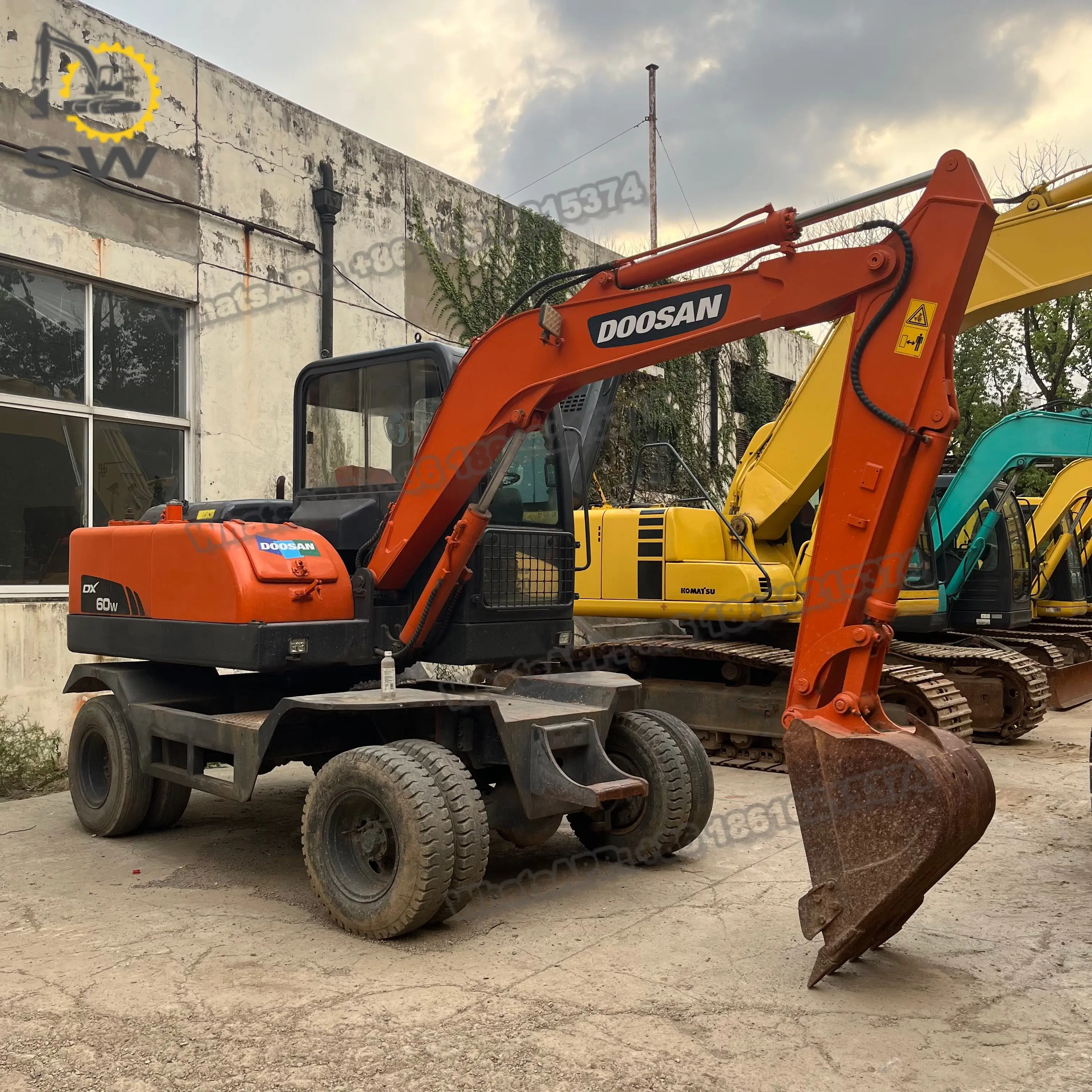 Doosan Dx60 Excavator Machine Used Wheel Excavator Dh60 Dx55 Dx80 With ...