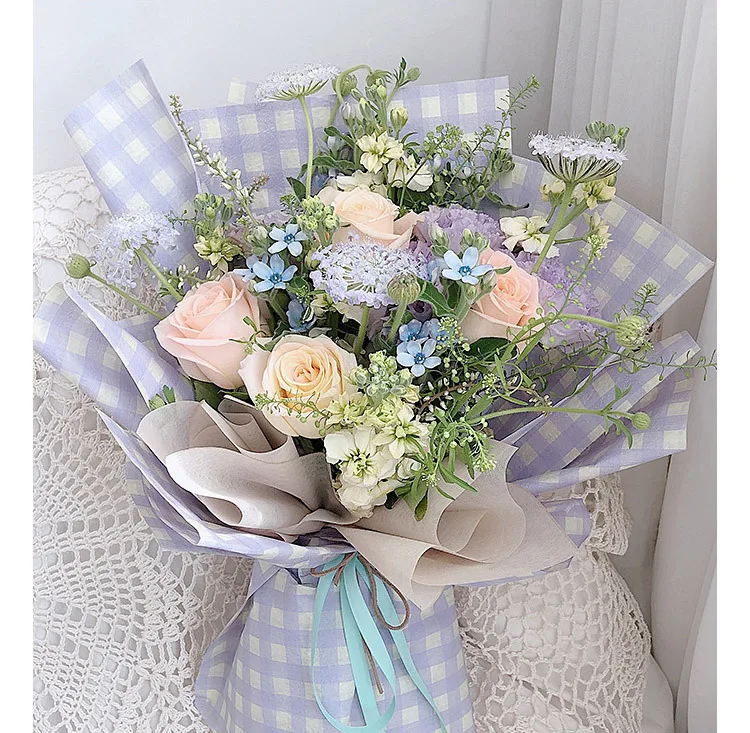 Waterproof Pearlescent PE Bouquet Wrapping Paper European Elegant ...
