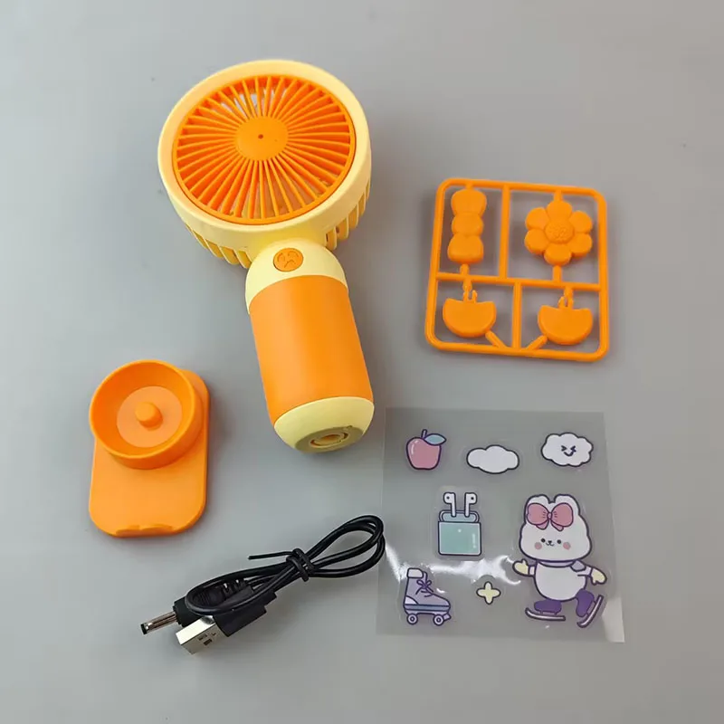 Cool Outdoor Gifts Guide: How to Choose Smart, Versatile Gear