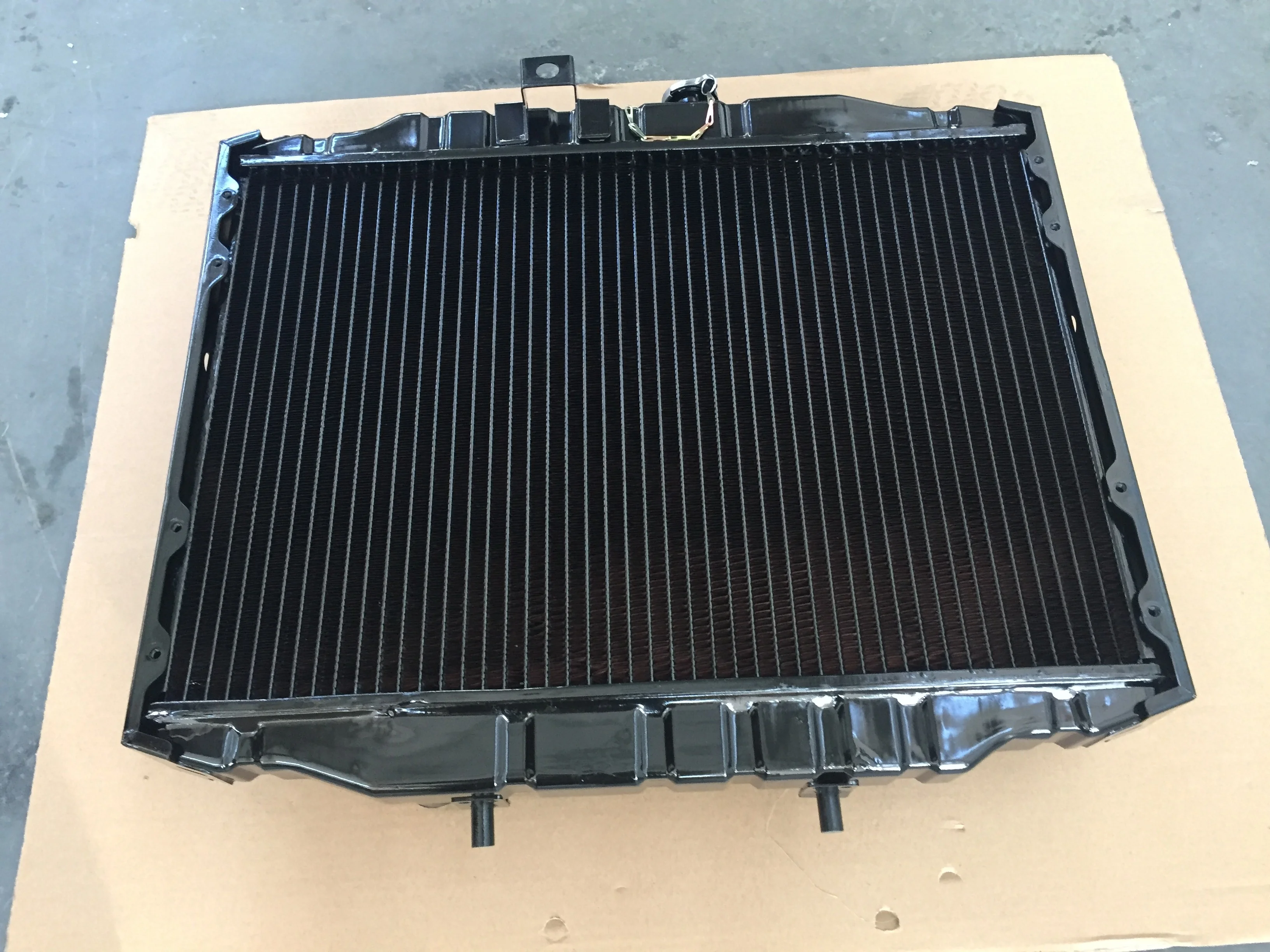 현대 25300-43350 그레이스 H100 용 구리 라디에이터 냉각 시스템 트럭 라디에이터| Alibaba.com