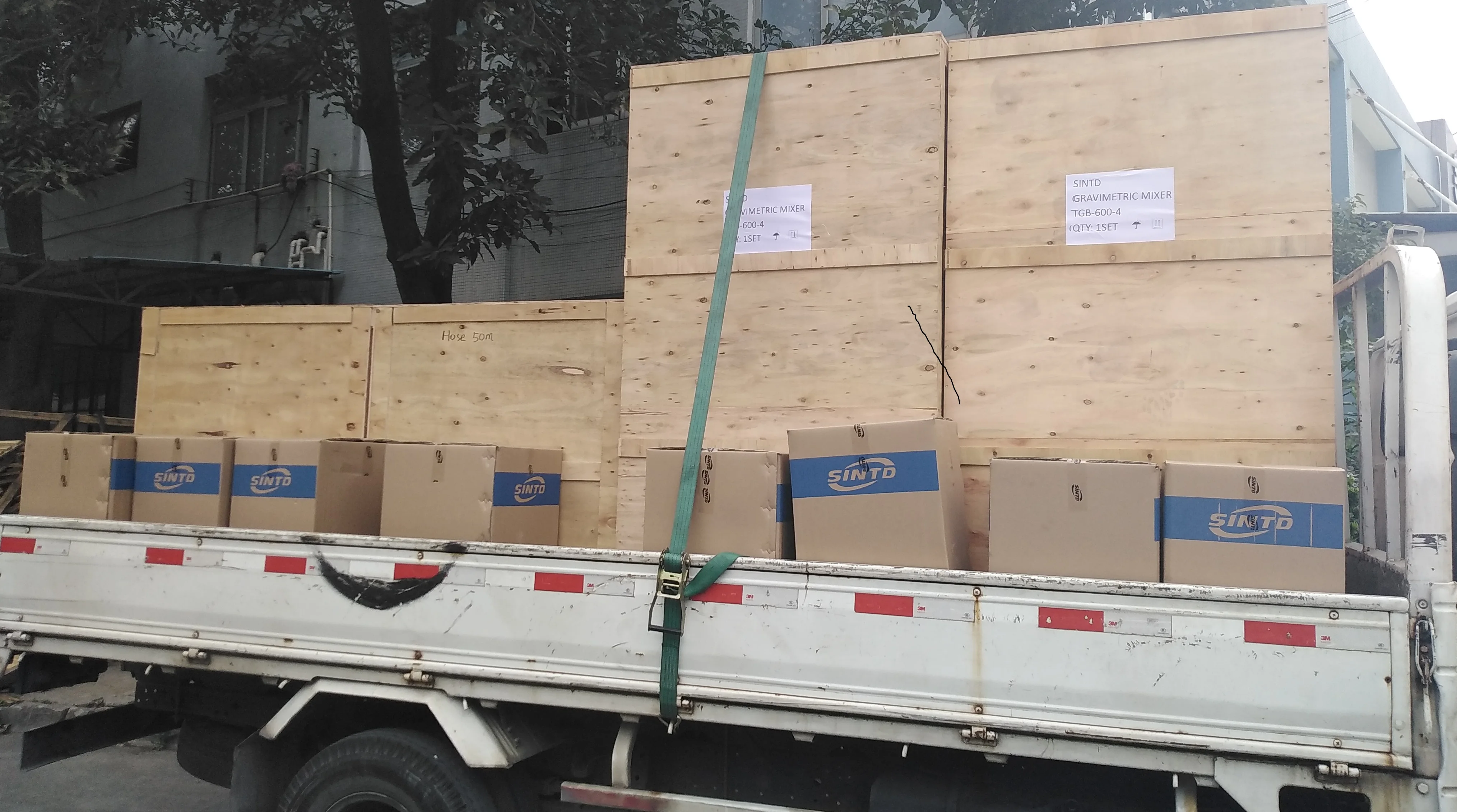 Industrial 100kg Plastic Raw Material Hopper Dryer For Injection ...