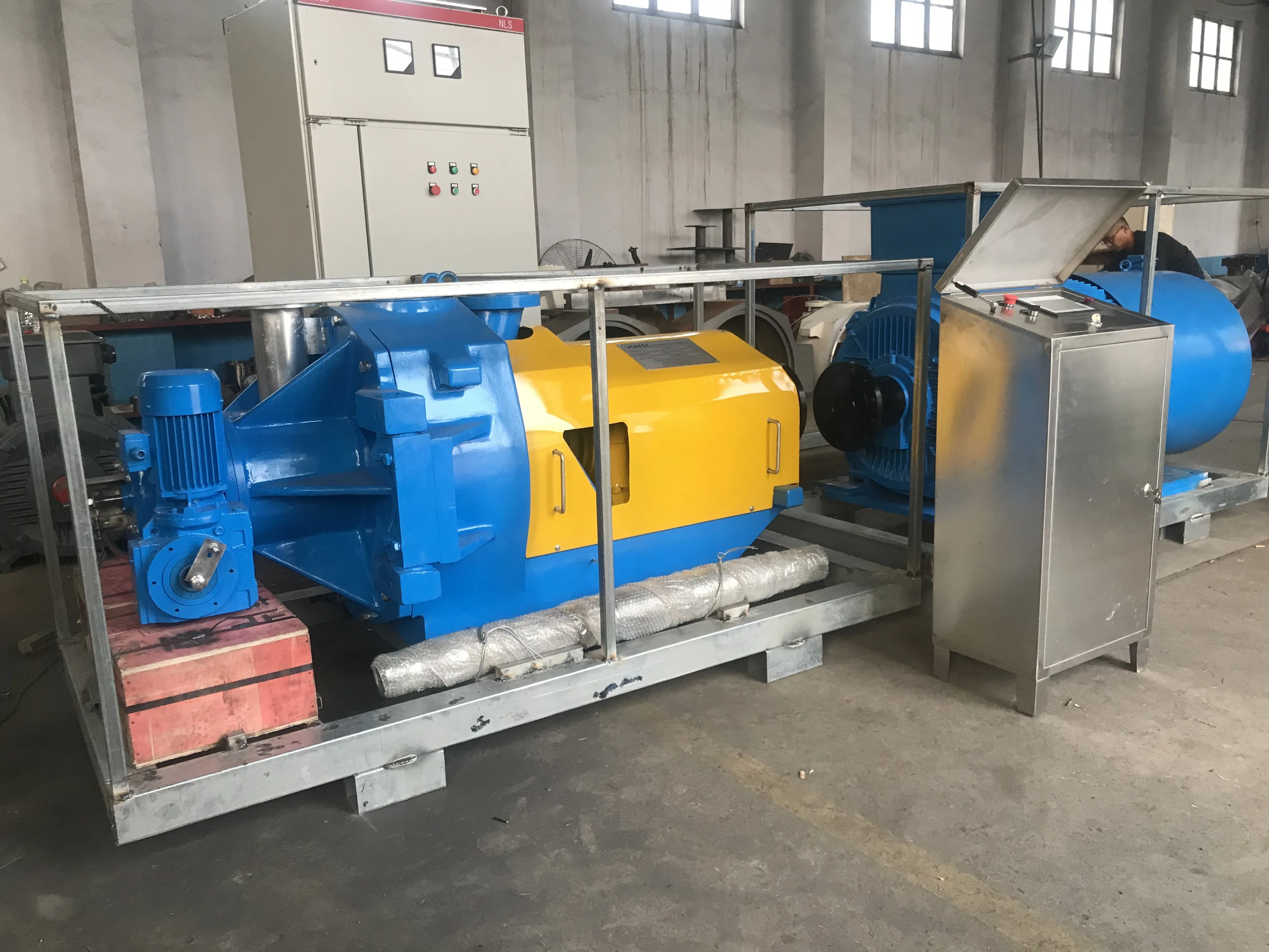 Paper Industrial Machinery Stock Pulp Refining Double Disc Refiner ...