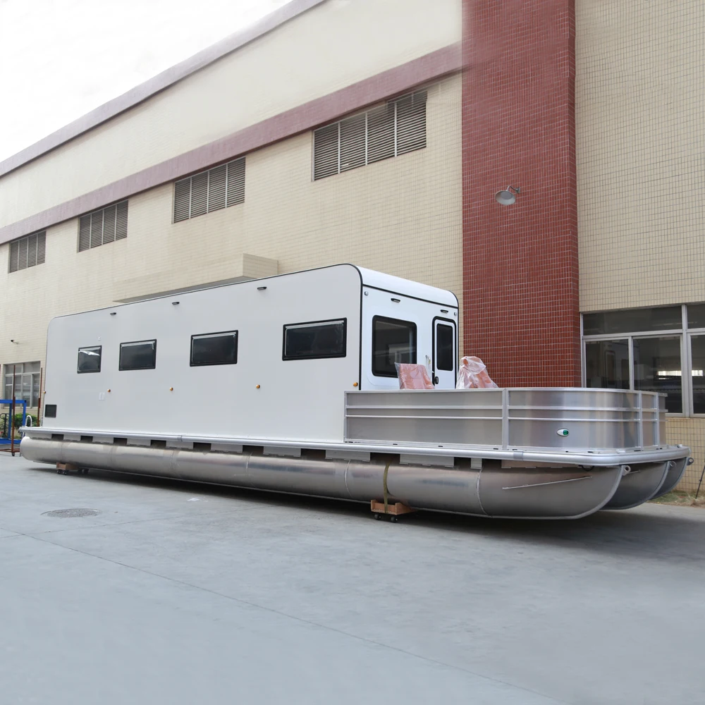 Luxury Houseboat - 43FT Floating Hotel with Kitchen & Bathroom