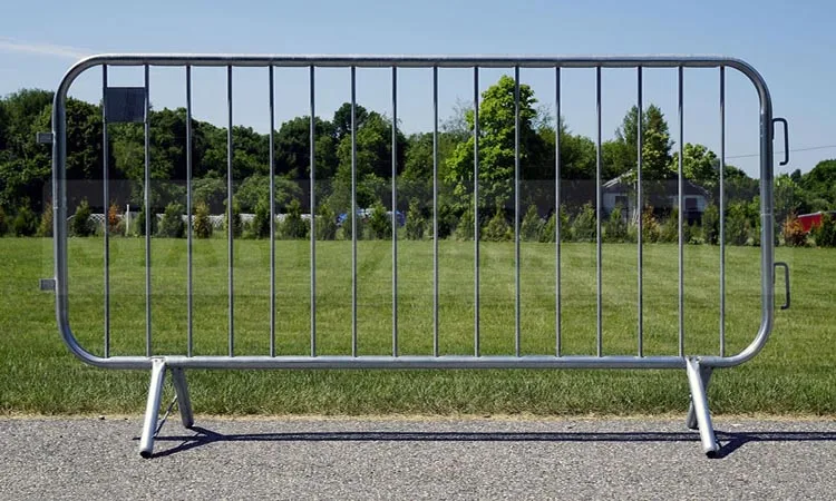 Road Safety 8ft Galvanized Steel Interlocking Crowd Control Barriers ...