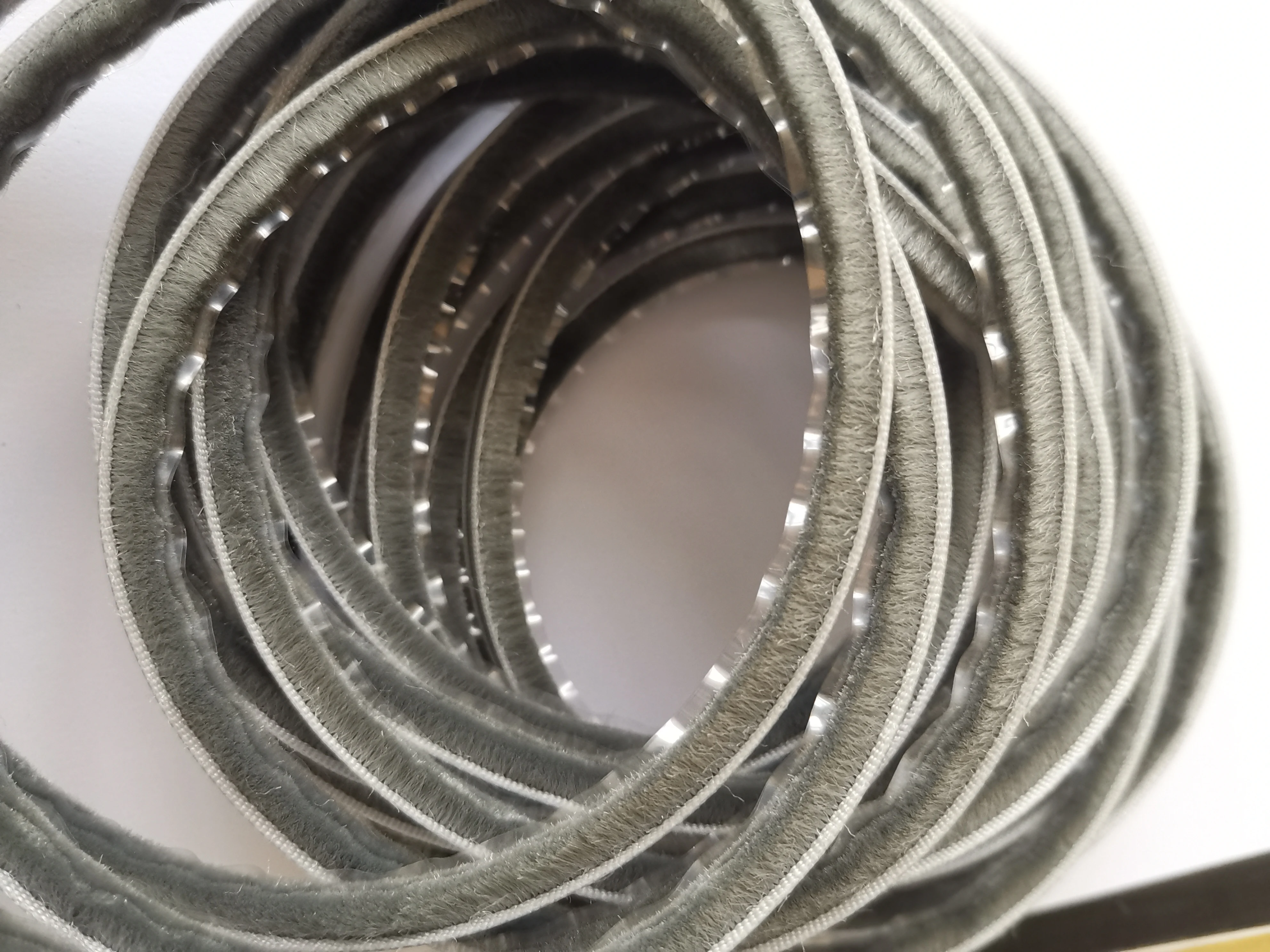 Finned Pile Weatherstripping - Durable & Versatile Solutions