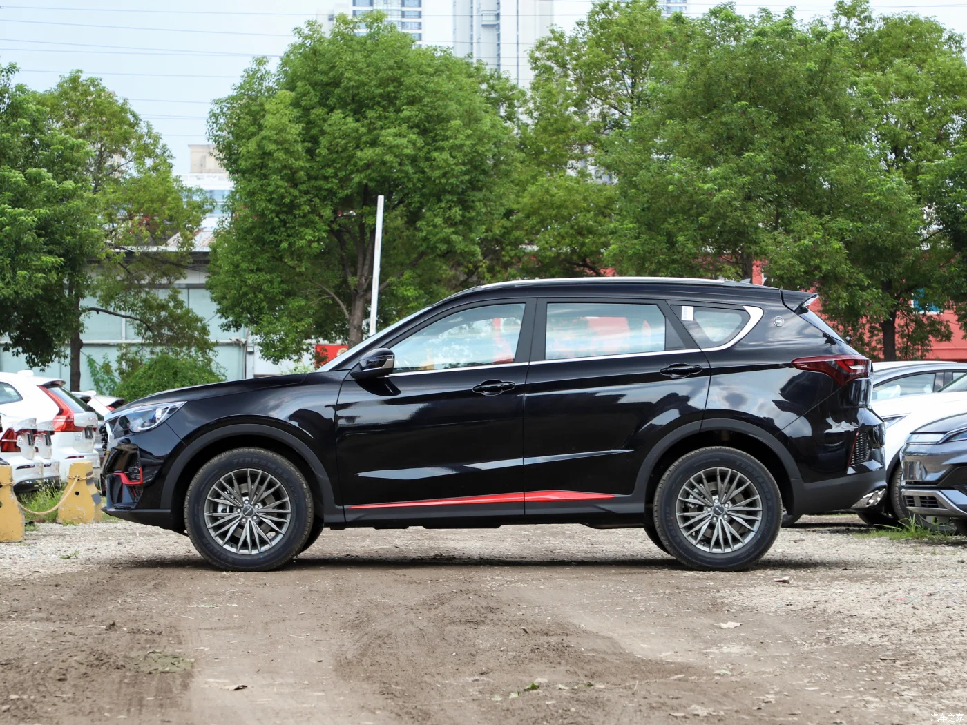 Jetour X70 Plus 2023 1.6t Dct Strong Plus 7 Seats Gasoline Car - Buy ...