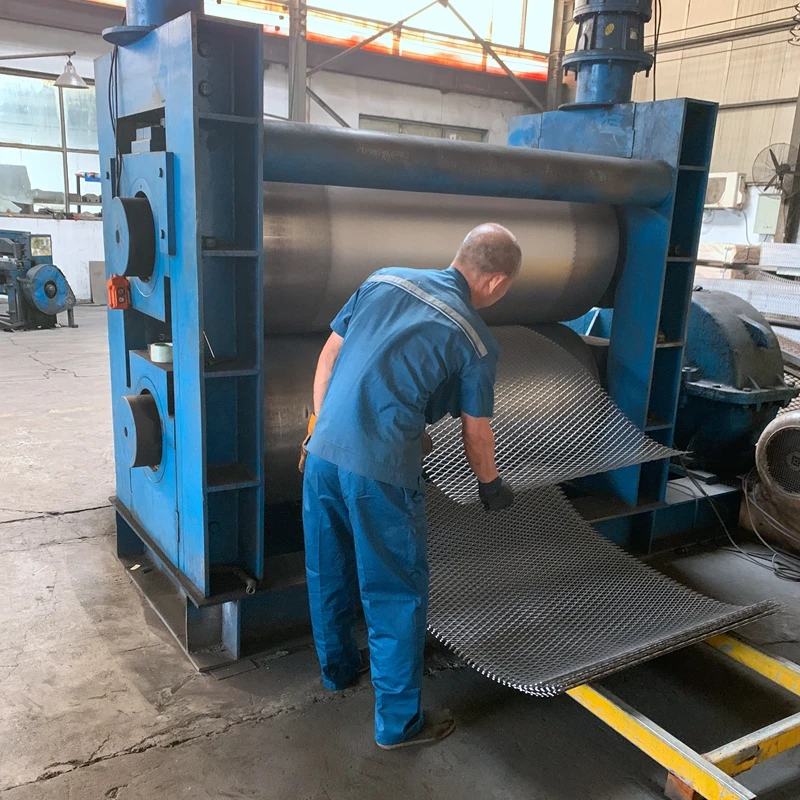 Heavy Duty Grip Strut Perforated Metal Plank Grating - Buy Window Well ...