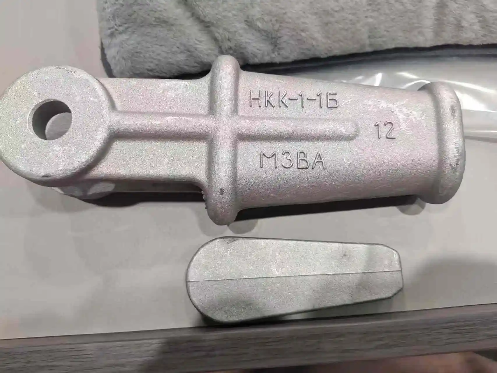Tangent Set Suspension Clamp for Adss Fiber Optic Cable Power ...