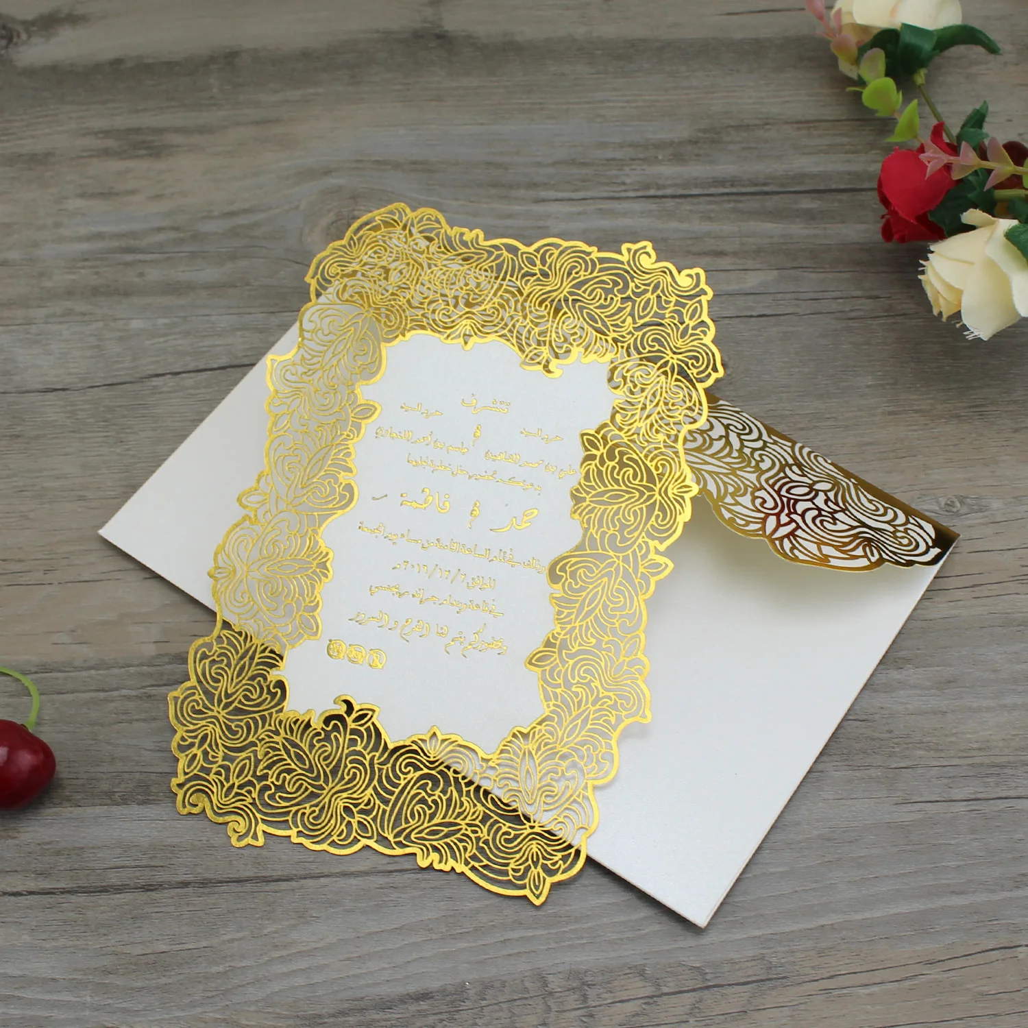Arabic Style Gold Stamp Laser Cut Gold Border Wedding Invitations