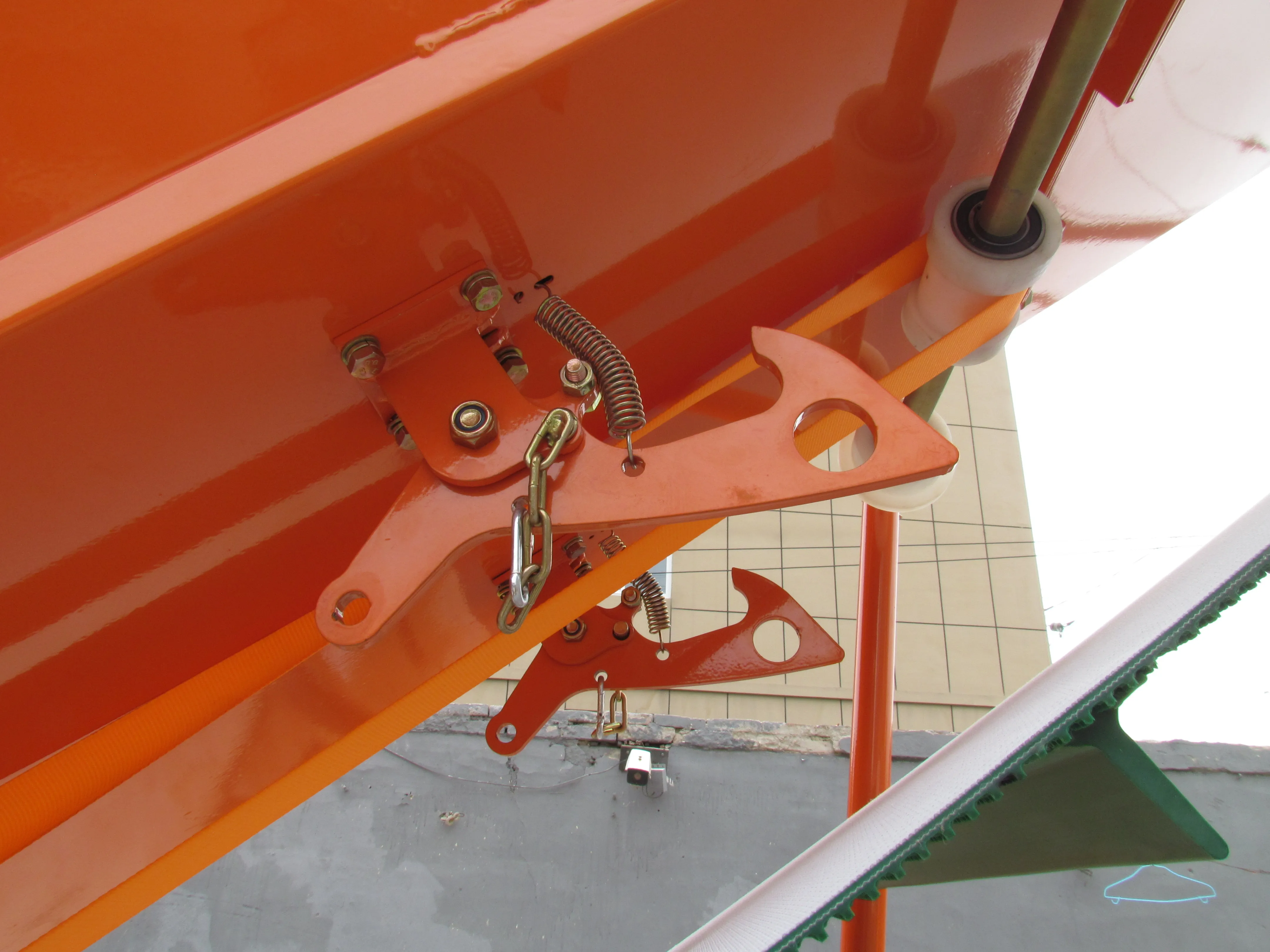 Engine-Powered SINOLINK Wood Processor with Conveyor Belt for Efficient ...