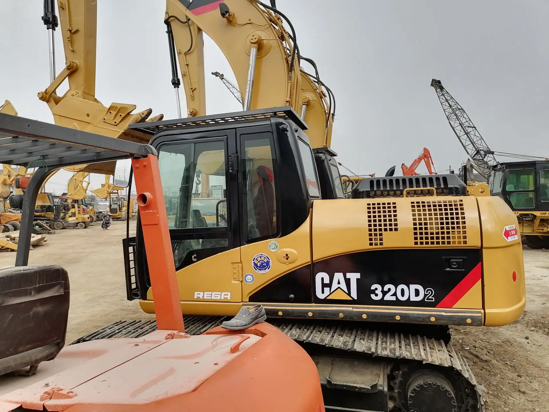 Used New Japanese Machine Cat 320d2 Excavator China Excavator Machine ...