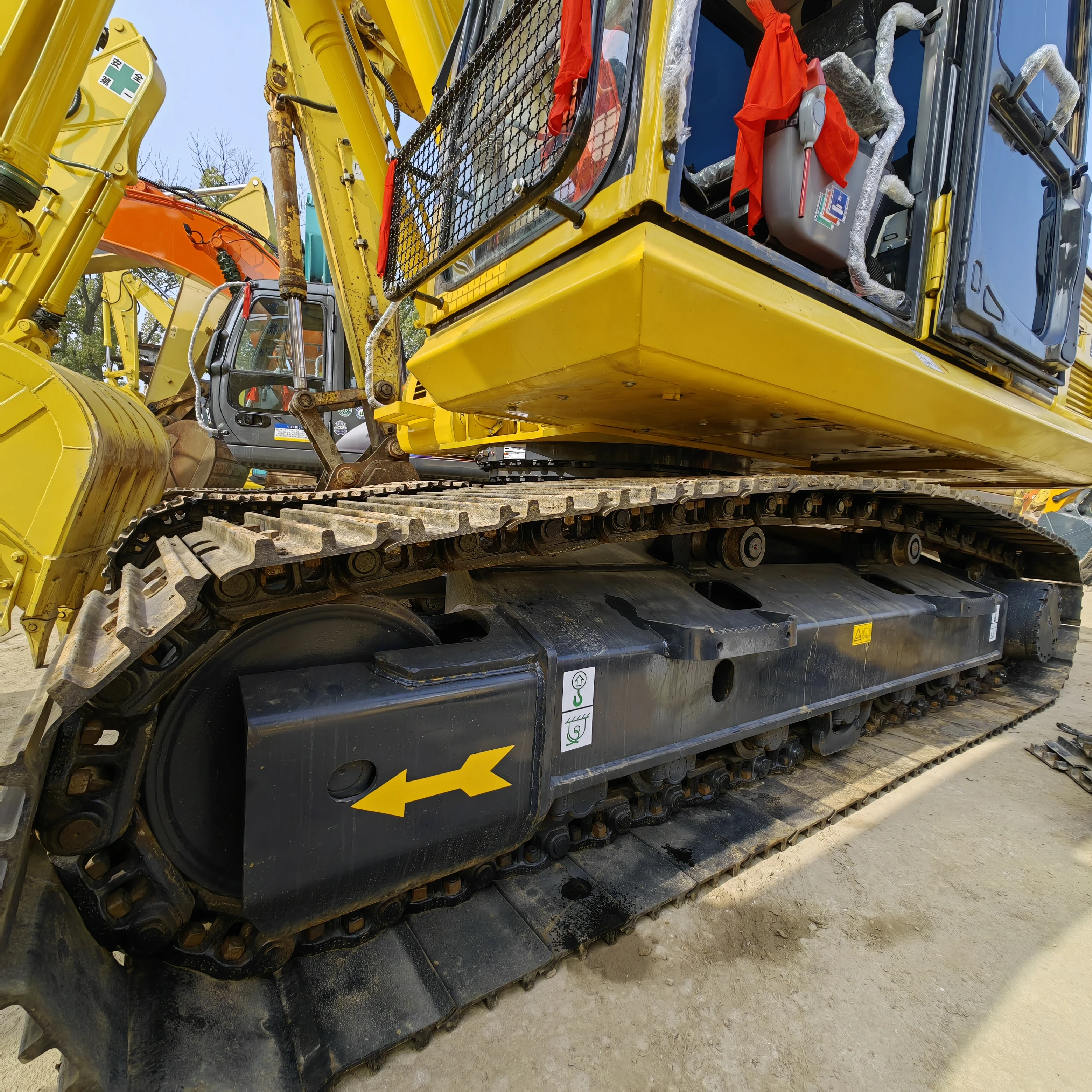 Japan Import Komatsu Digger Pc200-8 Construction Machinery 20 Ton ...