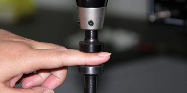 Hydraulic Fastener Insertion Self Clinching Machine Hager Pem With ...