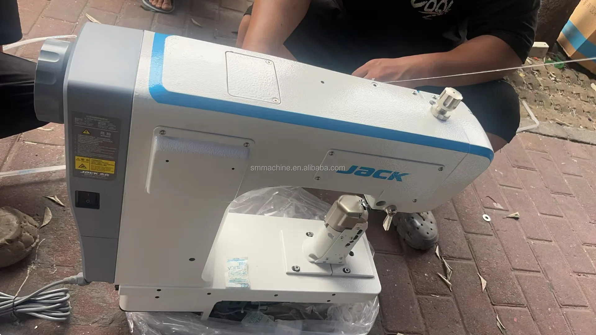 Jack S5-91 Heavy Duty Sewing Machine - Easy to Operate