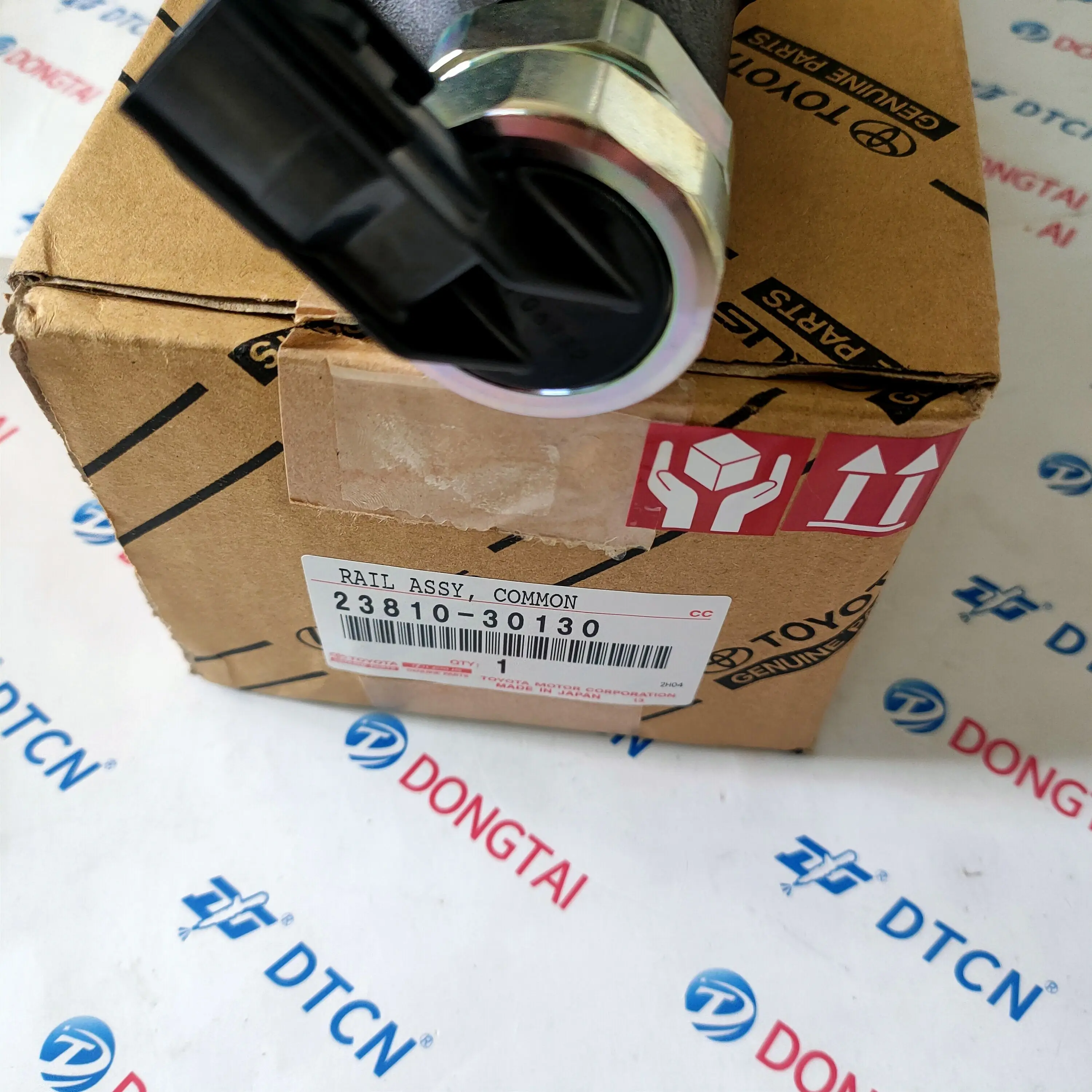 Original Common Rail Assy 23810-30130 for HIACE 1KD