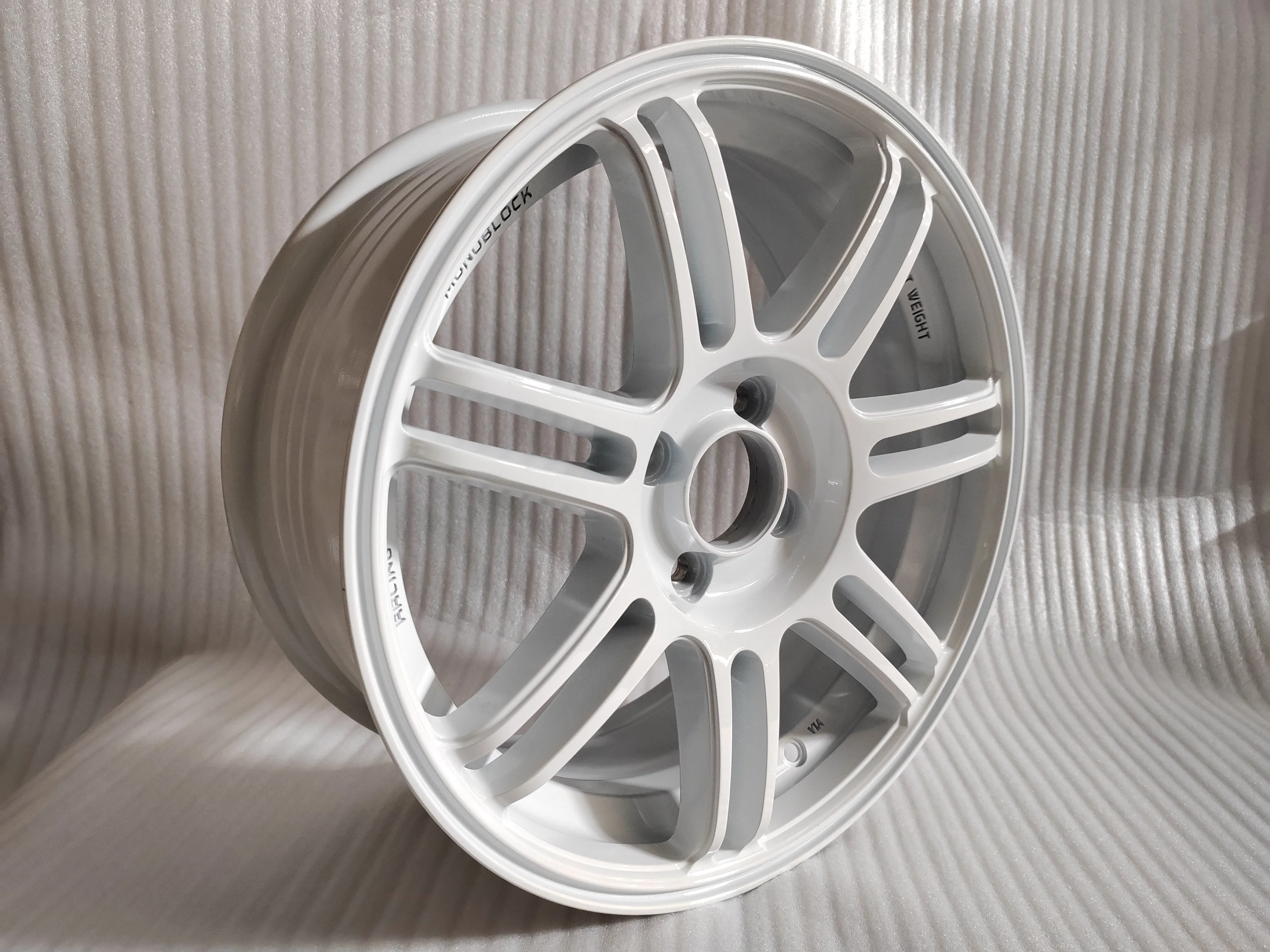 Casting Passenger Car Wheel Rims Aluminum Alloy14 15 16 17 18 19 20 21 ...