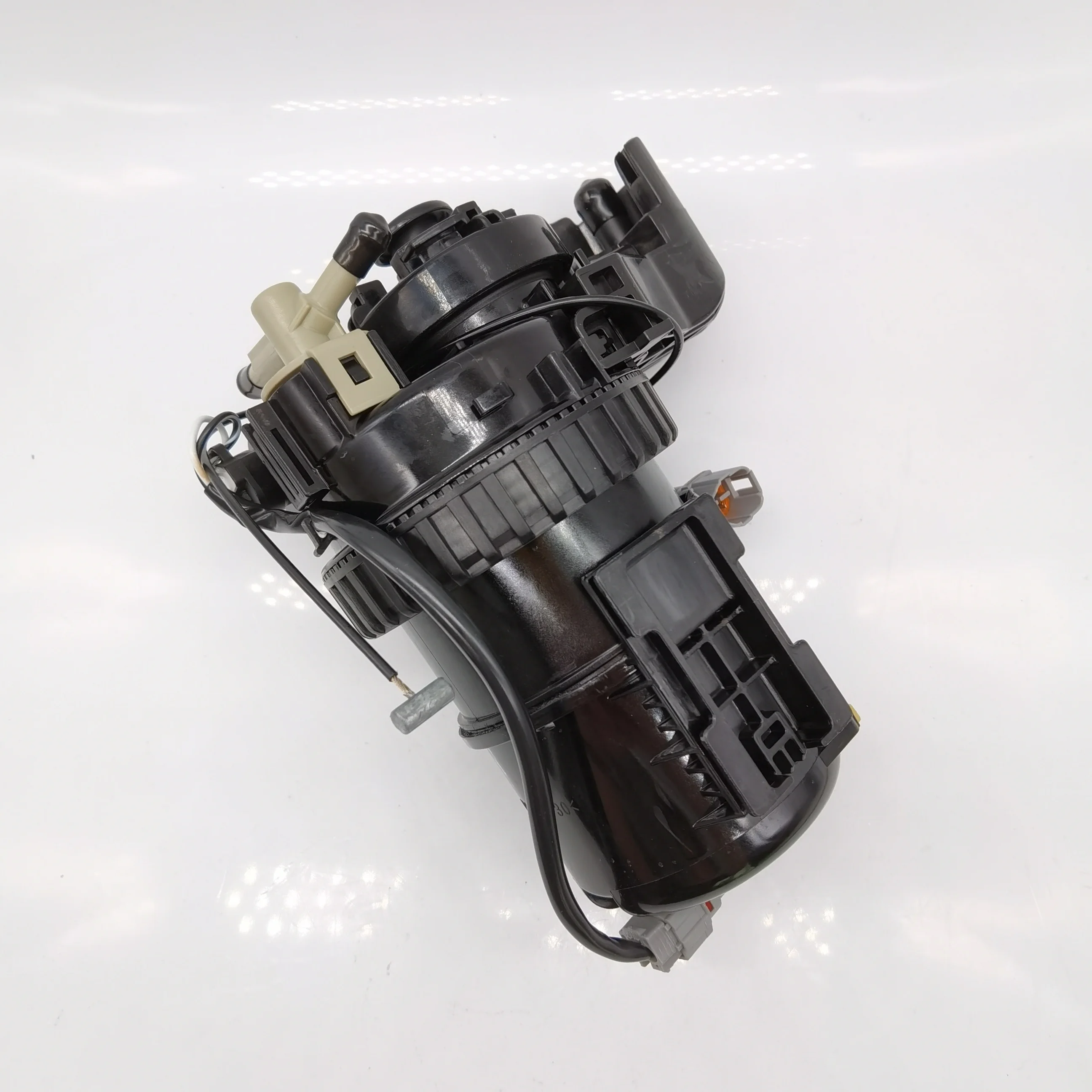 Hot Sell Fuel Filter 23300-0L110 for Toyota 4x4 Picup HILUX REVO GUN125 ...