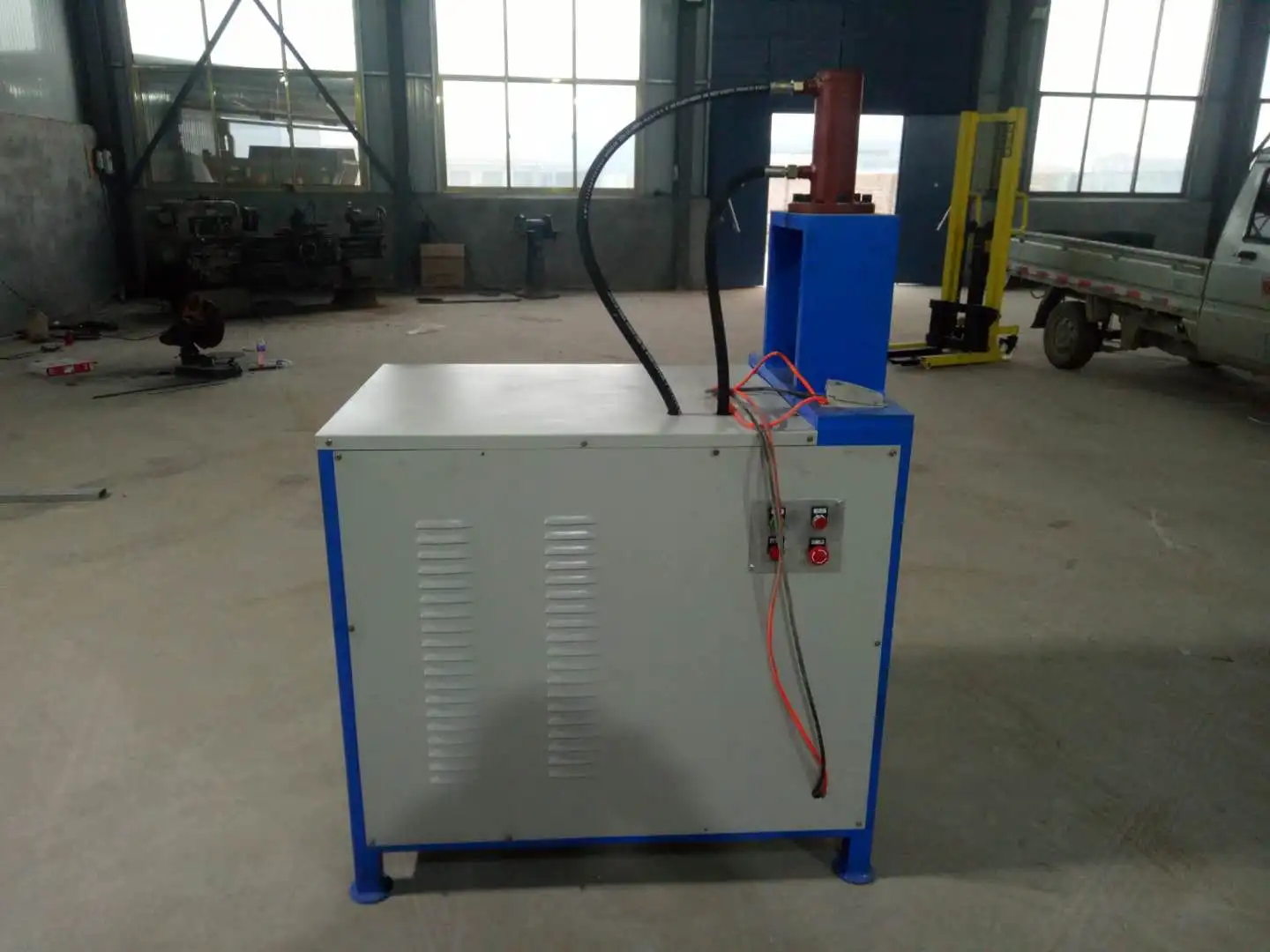 Hg Lightweight Small Volume Square Tube Cutting Machine - Buy Easy-to ...