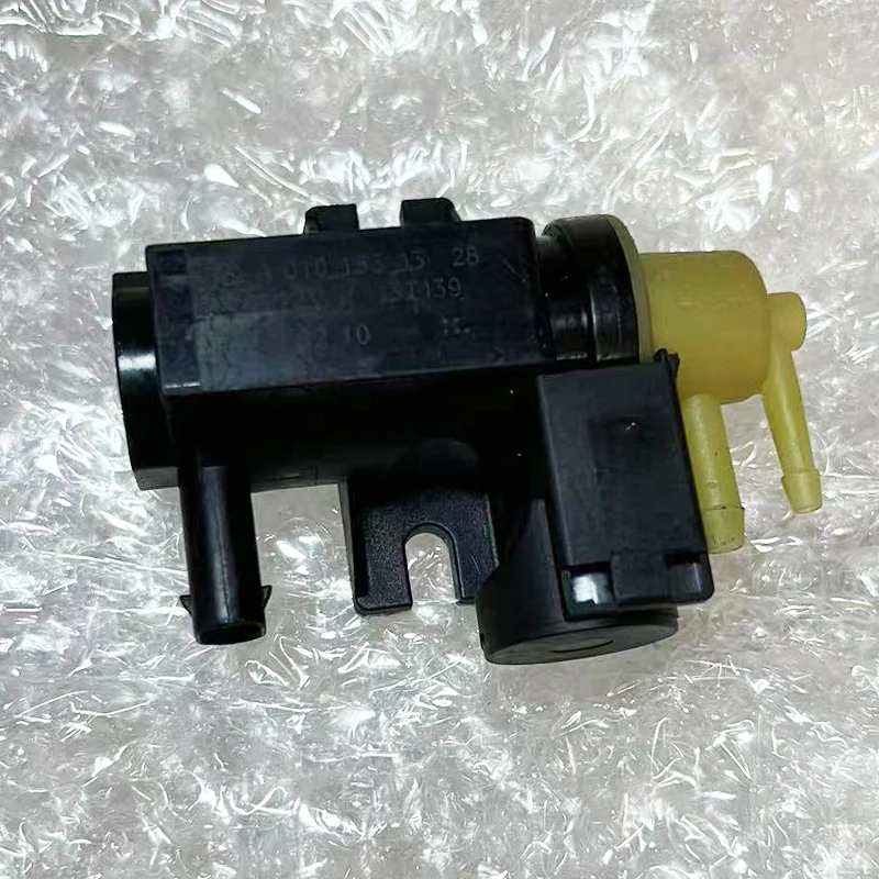 A0101531328 Engine Pressure Valve Control Valve For Mercedes-benz ...