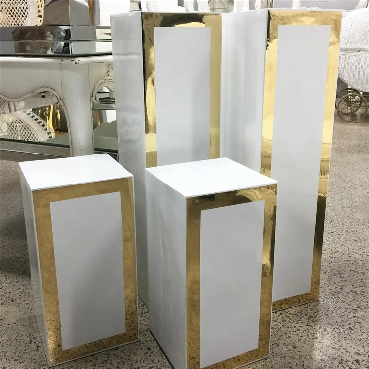 A&C Clear Acrylic Plinth - Elegant Wedding Display Pedestal