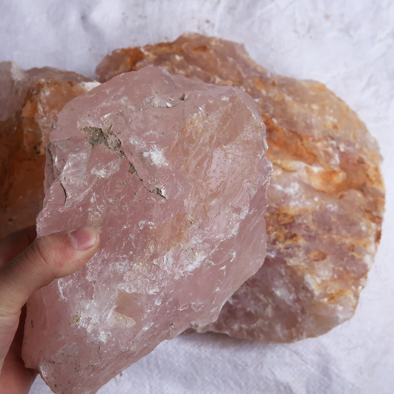 Natural Pink Crystal Gravel - Raw Rose Quartz for Feng Shui