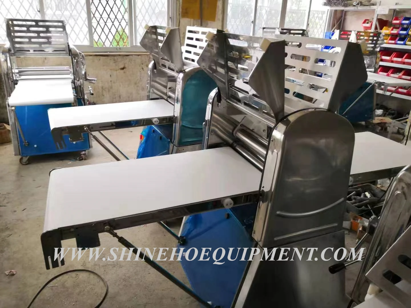 Vertical Professional Electric Pastry Bread Dough Sheeter