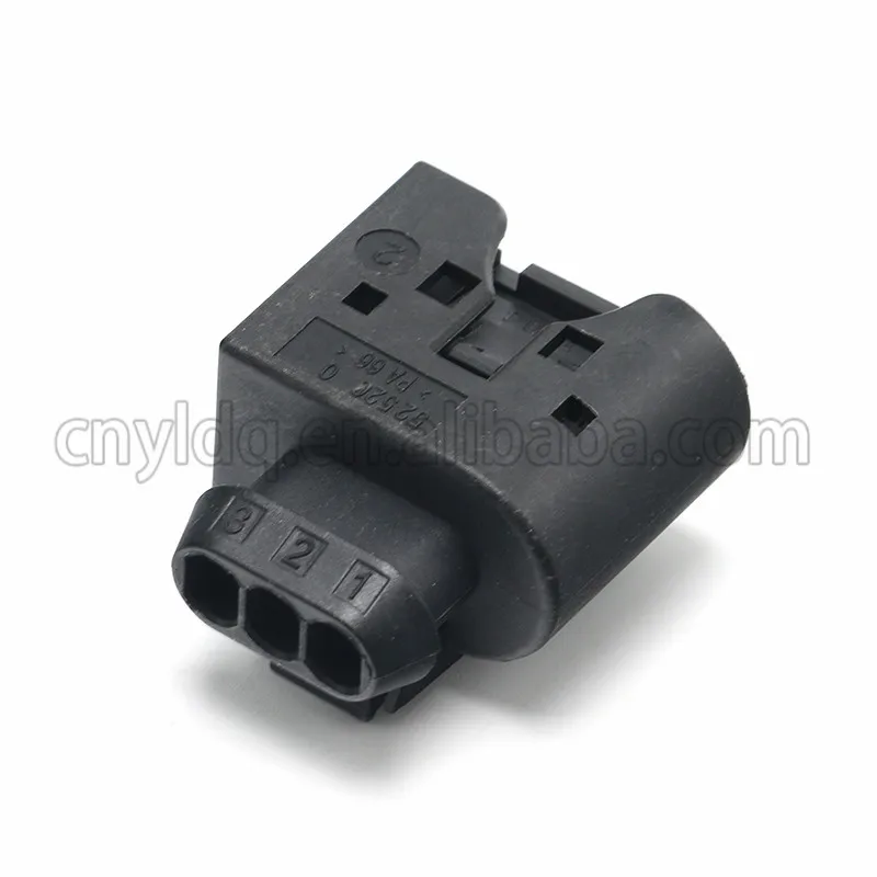 3 Way DJ70325-3.5-21 Sealed Female Cable Connector for Automotive