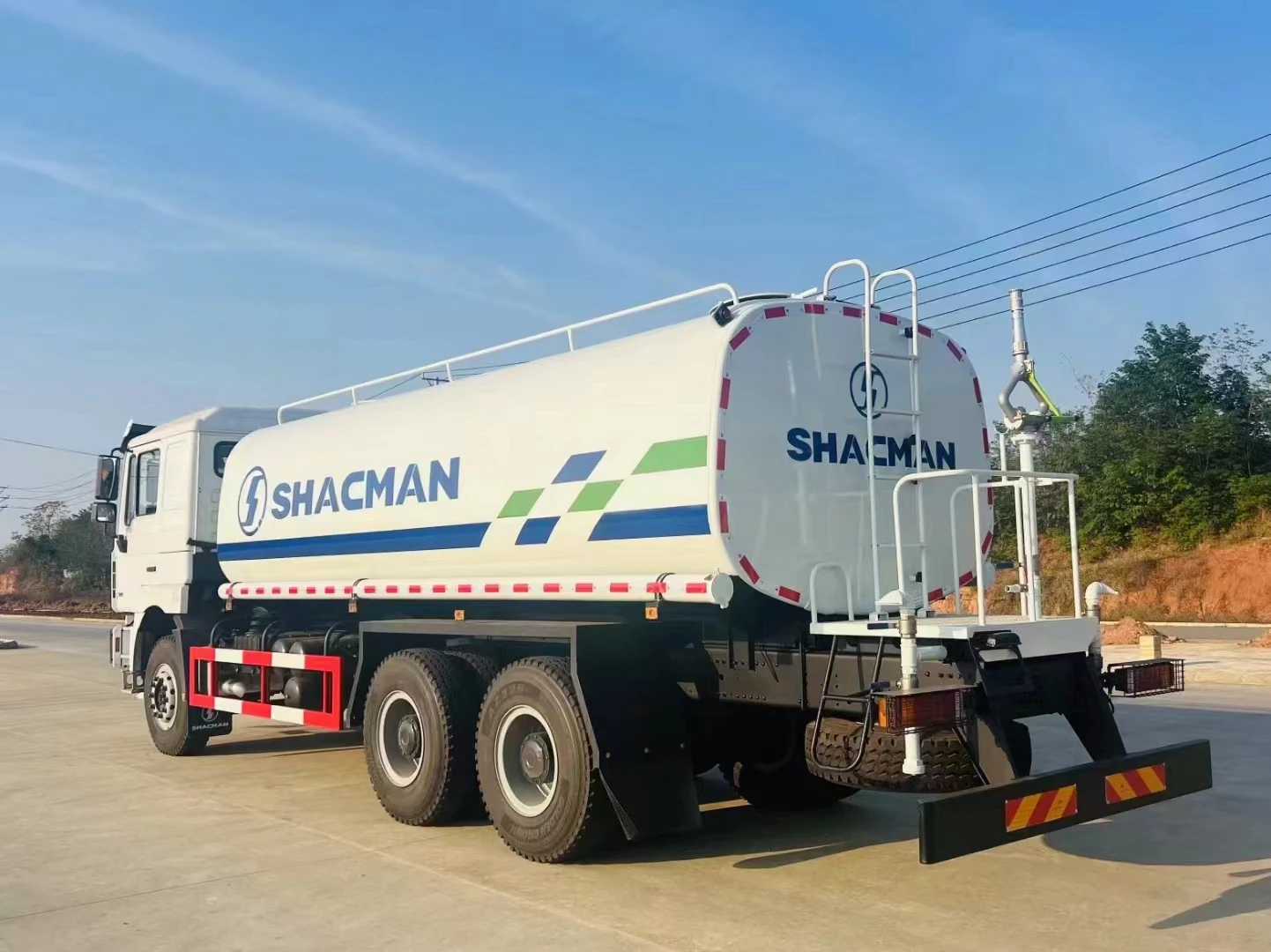 SHACMAN F3000 Water Bowser Truck - Reliable Fire Sprinkler