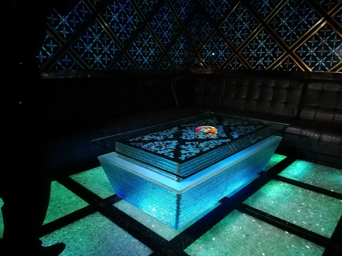 Contemporary LED Interactive Glass KTV Bar Table for Events